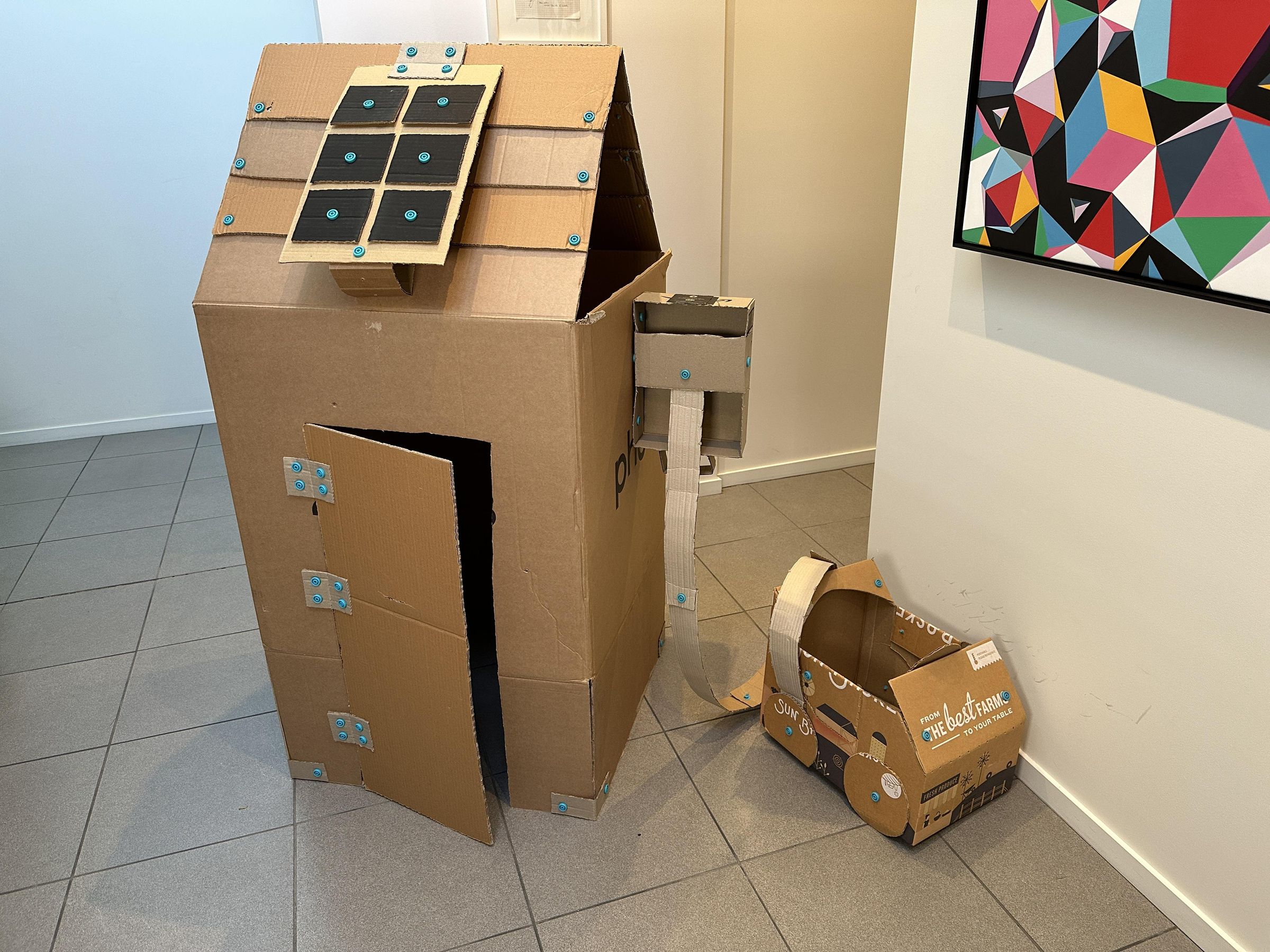 Sustainable Cardboard Tiny House : 16 Steps (with Pictures) - Instructables