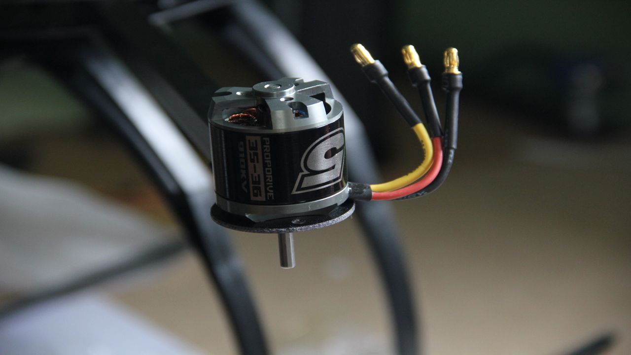 The Ultimate DIY Guide to Quadcopters : 12 Steps (with Pictures ...