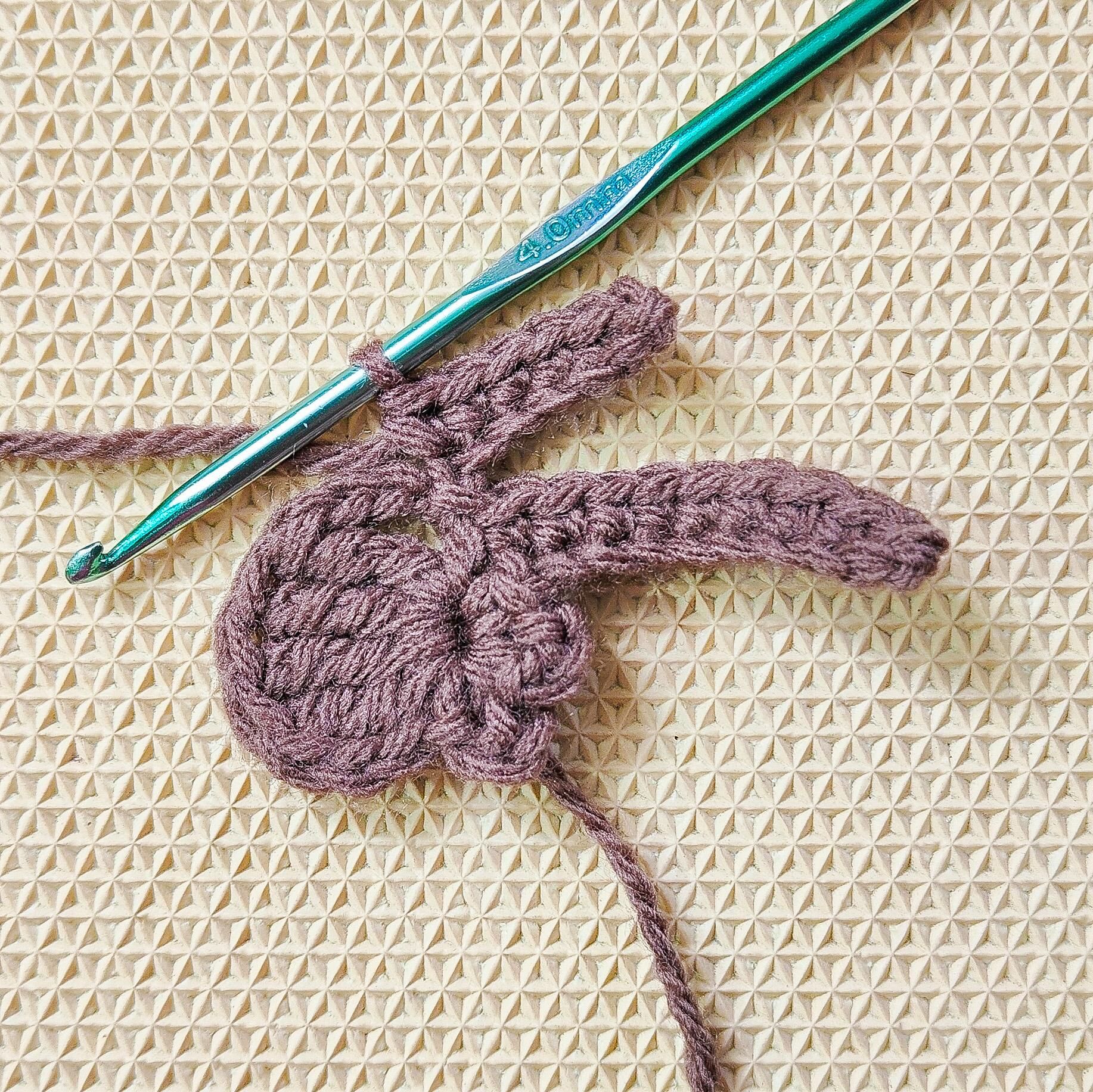 Easy Crochet Spider Applique Halloween Pattern : 4 Steps (with Pictures ...