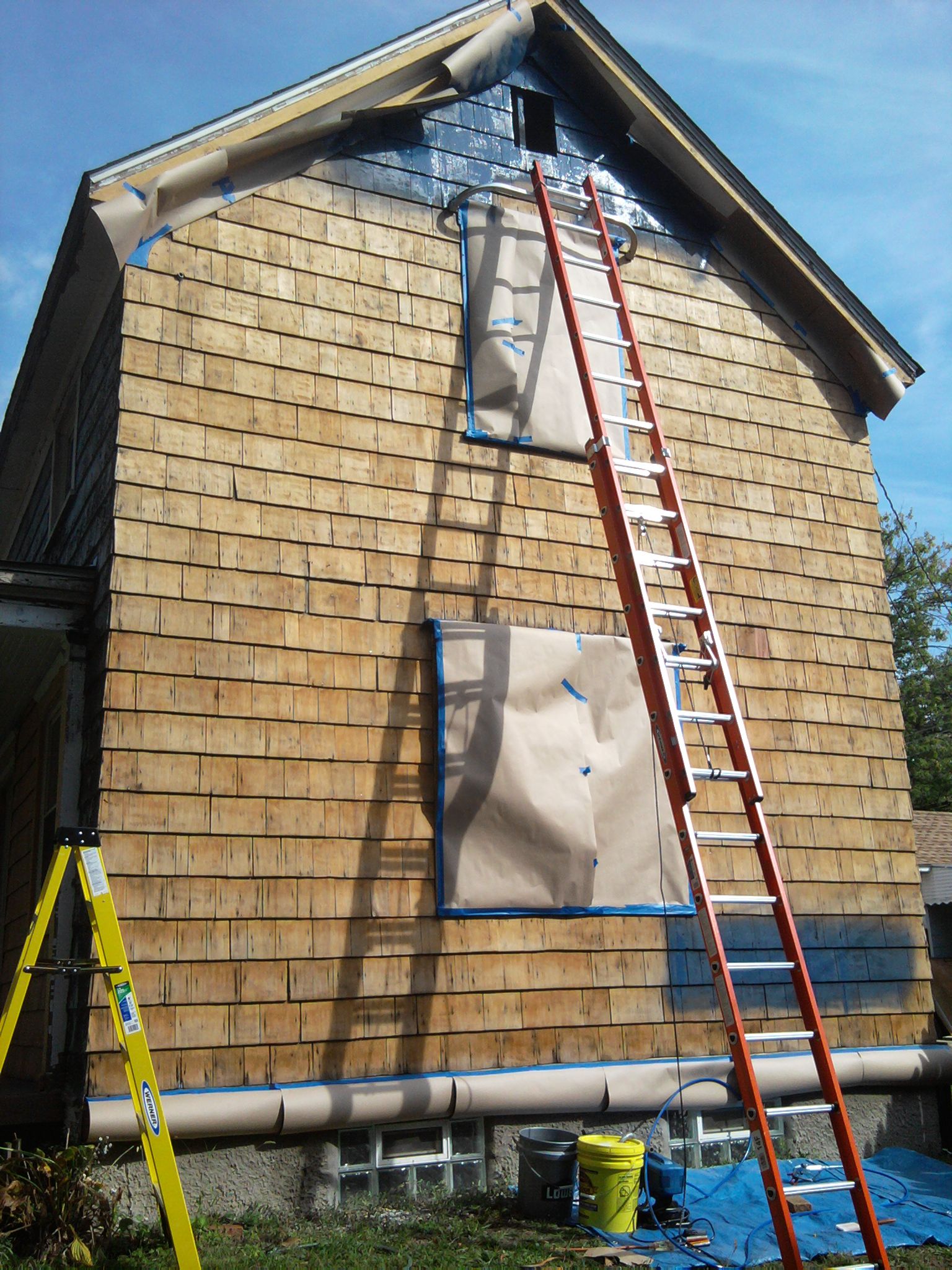 Refinish and Stain Wood Siding : 4 Steps (with Pictures) - Instructables