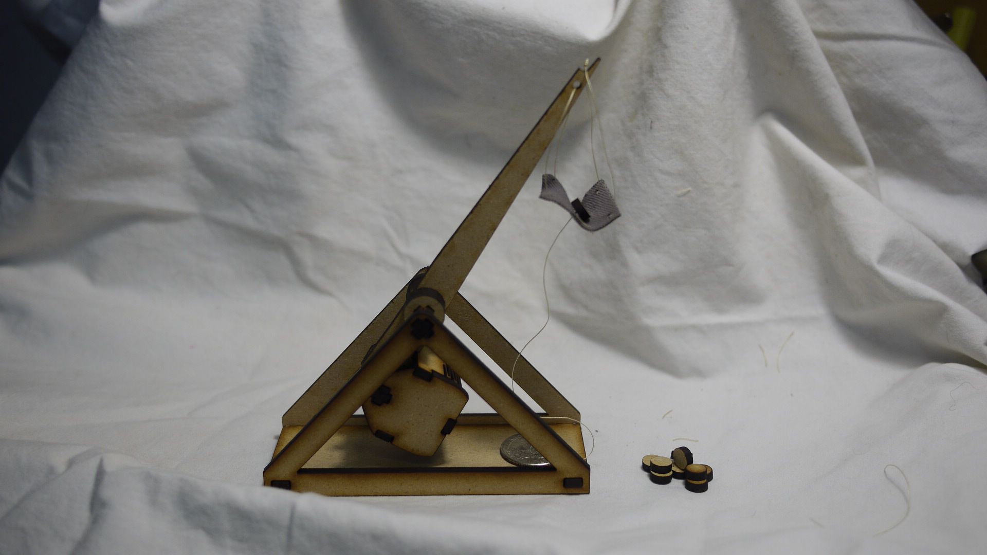 Make a Desktop Trebuchet : 19 Steps (with Pictures) - Instructables