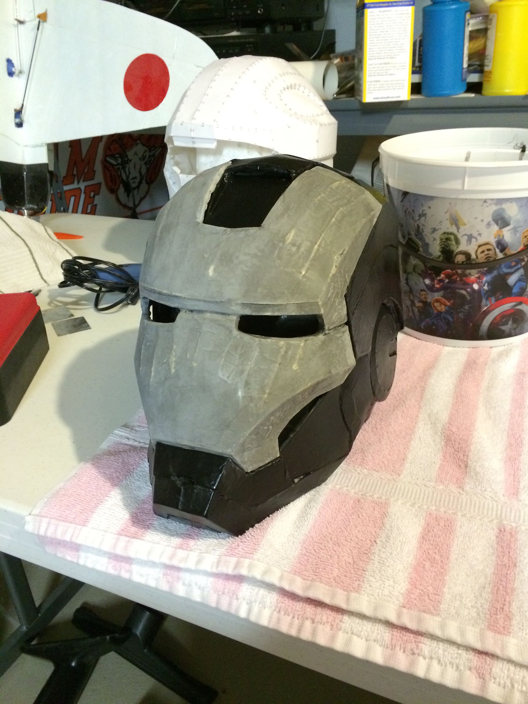 DIY Iron Man Helmet : 7 Steps - Instructables