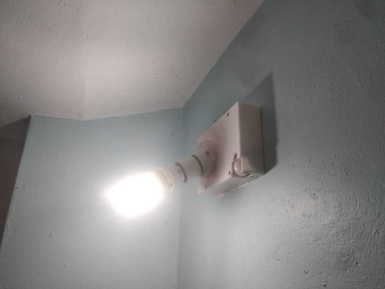 Automatic Bulb Using PIR Sensor : 3 Steps - Instructables