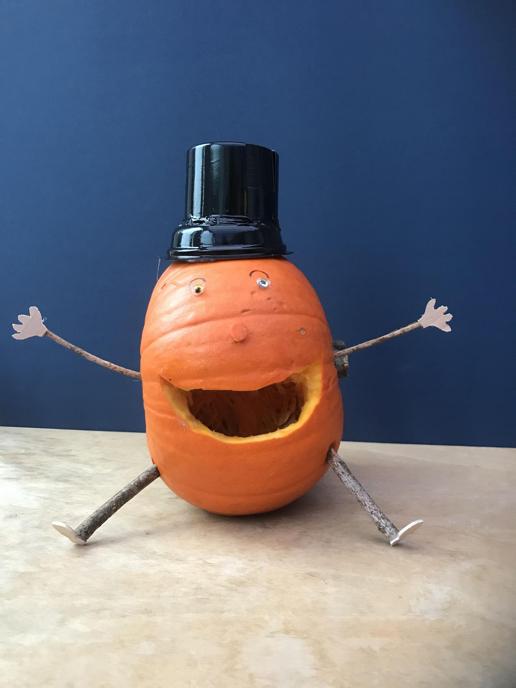 Humpty ‘Pumpty’ Nursery Rhyme Variation for Hallowe’en Instructables ...