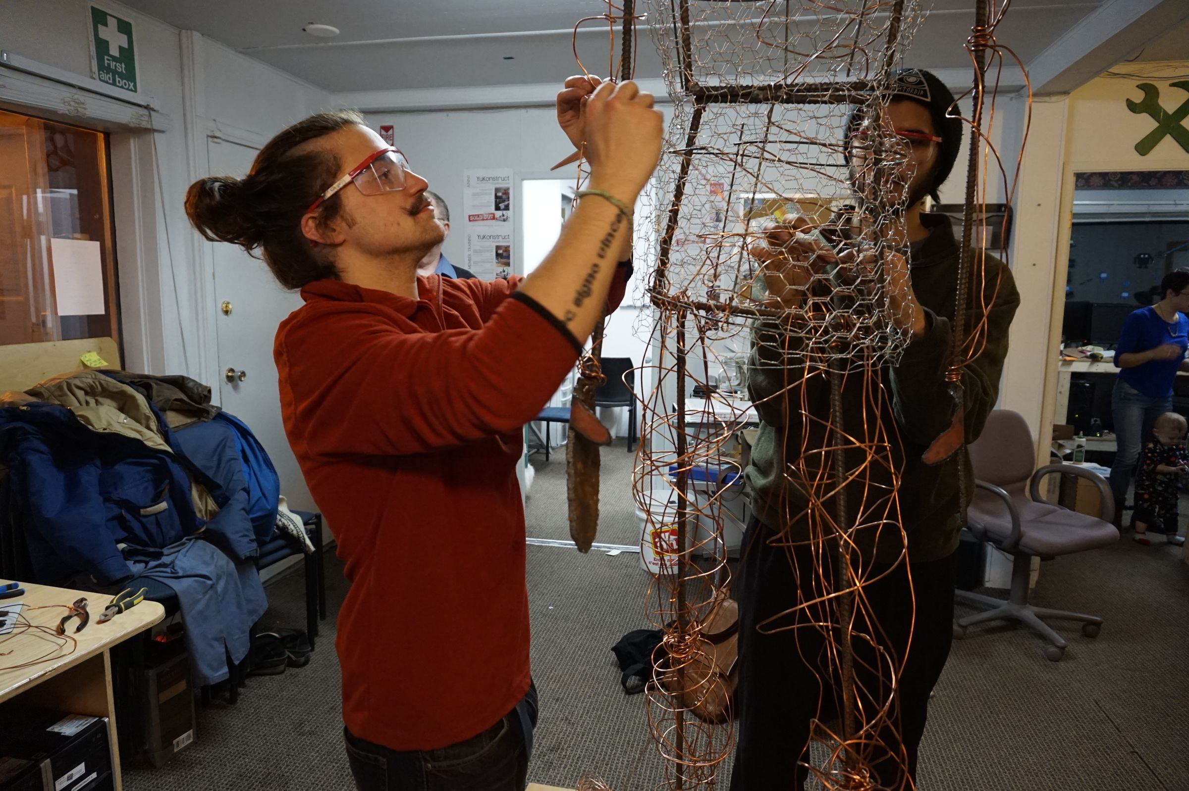 7-foot-tall Woman Wire Sculpture : 5 Steps (with Pictures) - Instructables