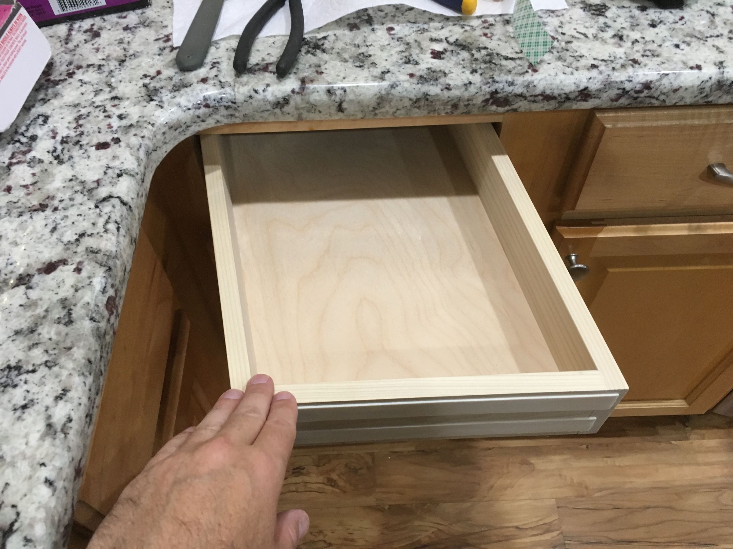 10 Degree Kitchen Drawer Fix : 12 Steps (with Pictures) - Instructables