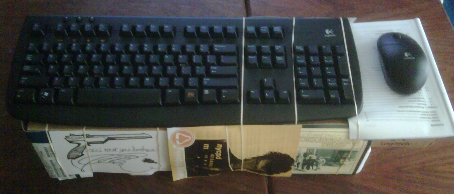 Keyboard / Mouse Stand and Lap Mat : 5 Steps - Instructables