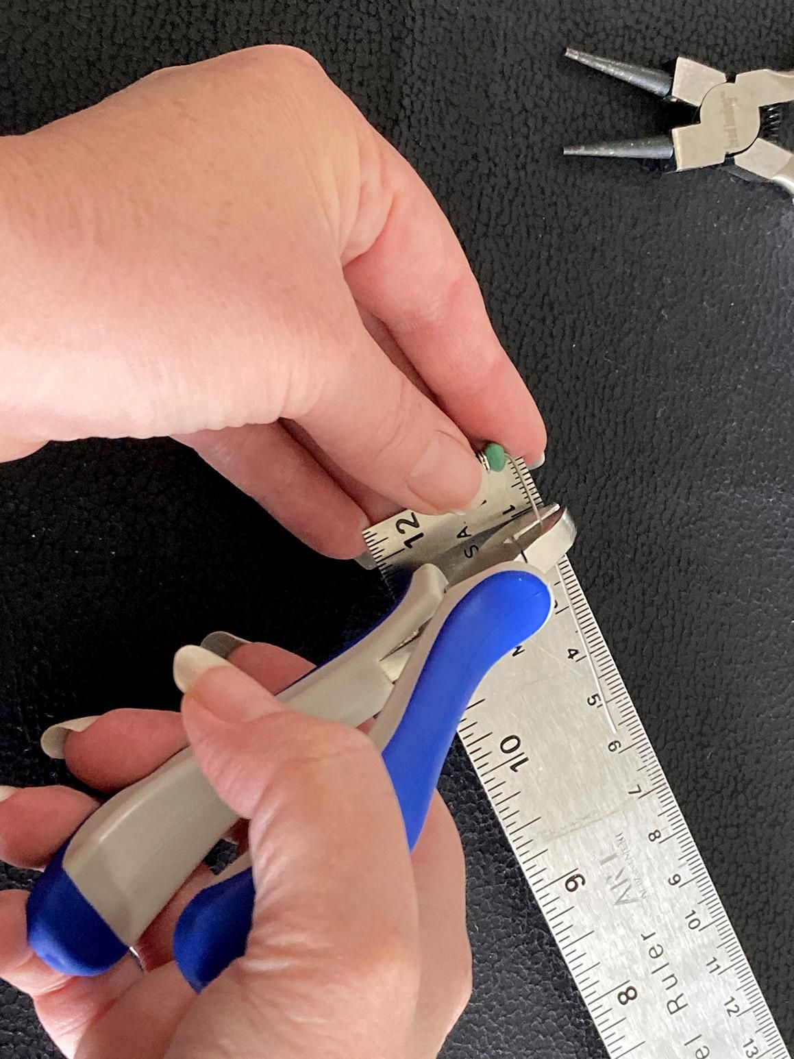 Twinkling Necklace : 11 Steps (with Pictures) - Instructables