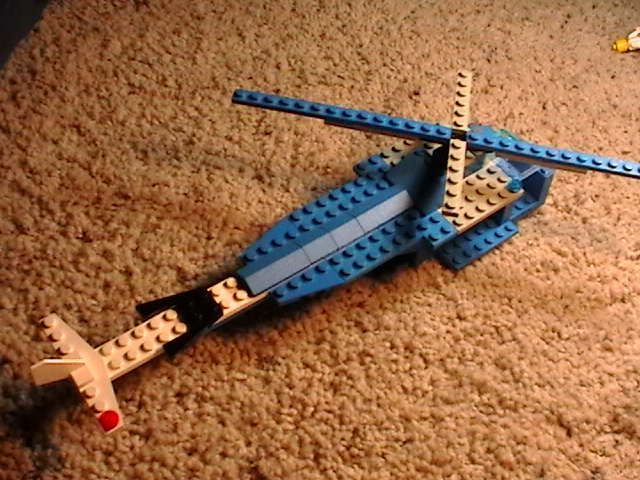 Lego Helicopter : 5 Steps - Instructables