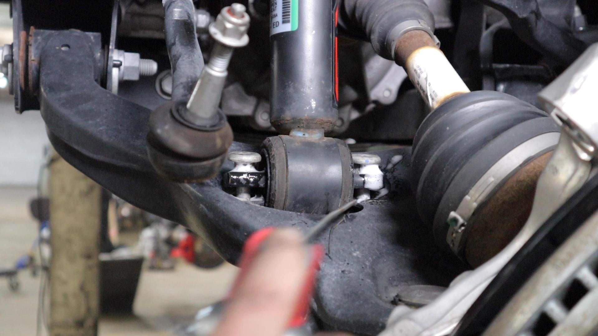 Ford Ranger 2.5" Leveling Kit Install 2019-2022 : 14 Steps - Instructables