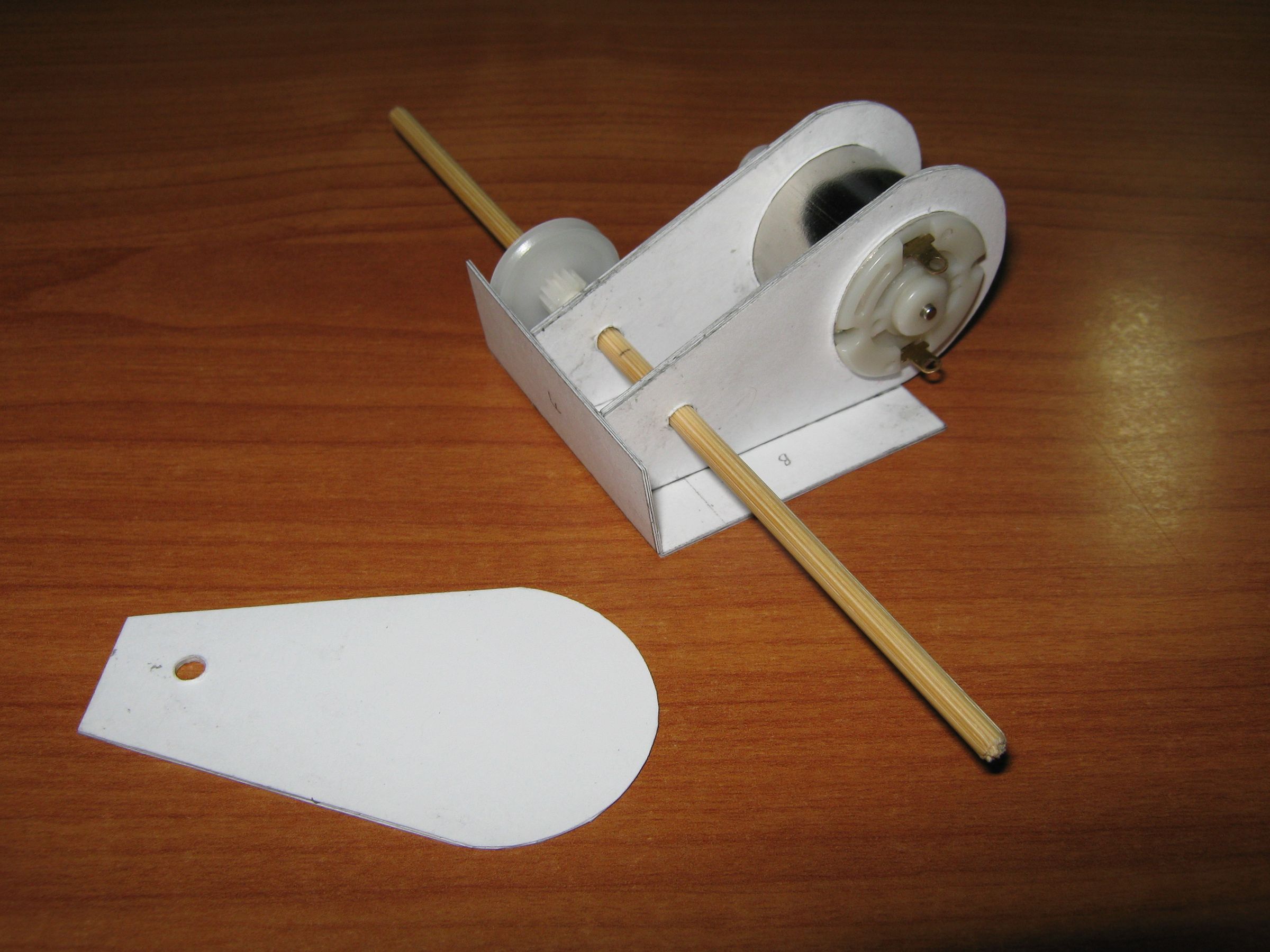 Paper Motorized Walking Machine "Sculpture" : 37 Steps (with Pictures ...