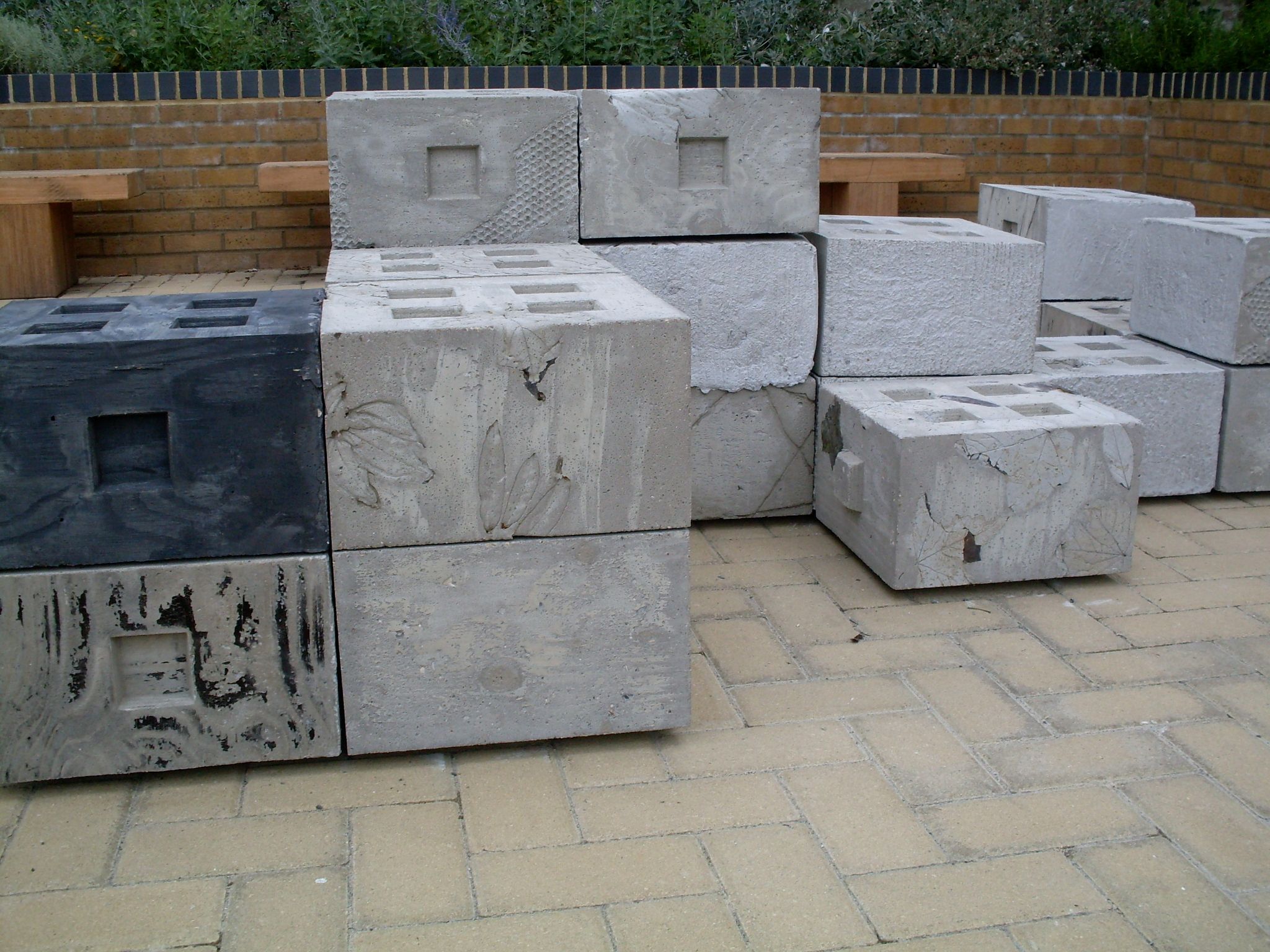 Modular Concrete Bench : 10 Steps (with Pictures) - Instructables