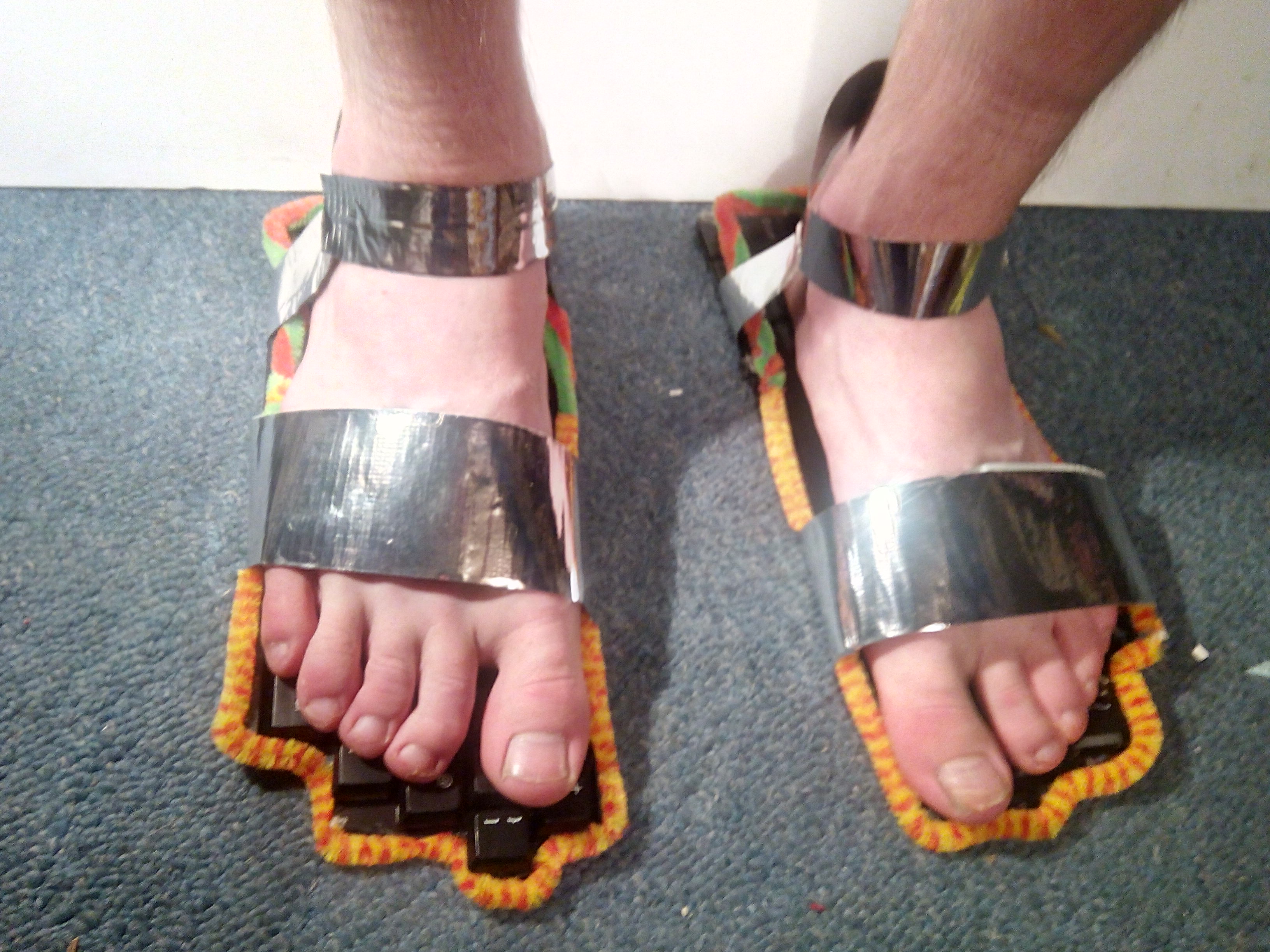 Keyboard Sandals : 7 Steps - Instructables