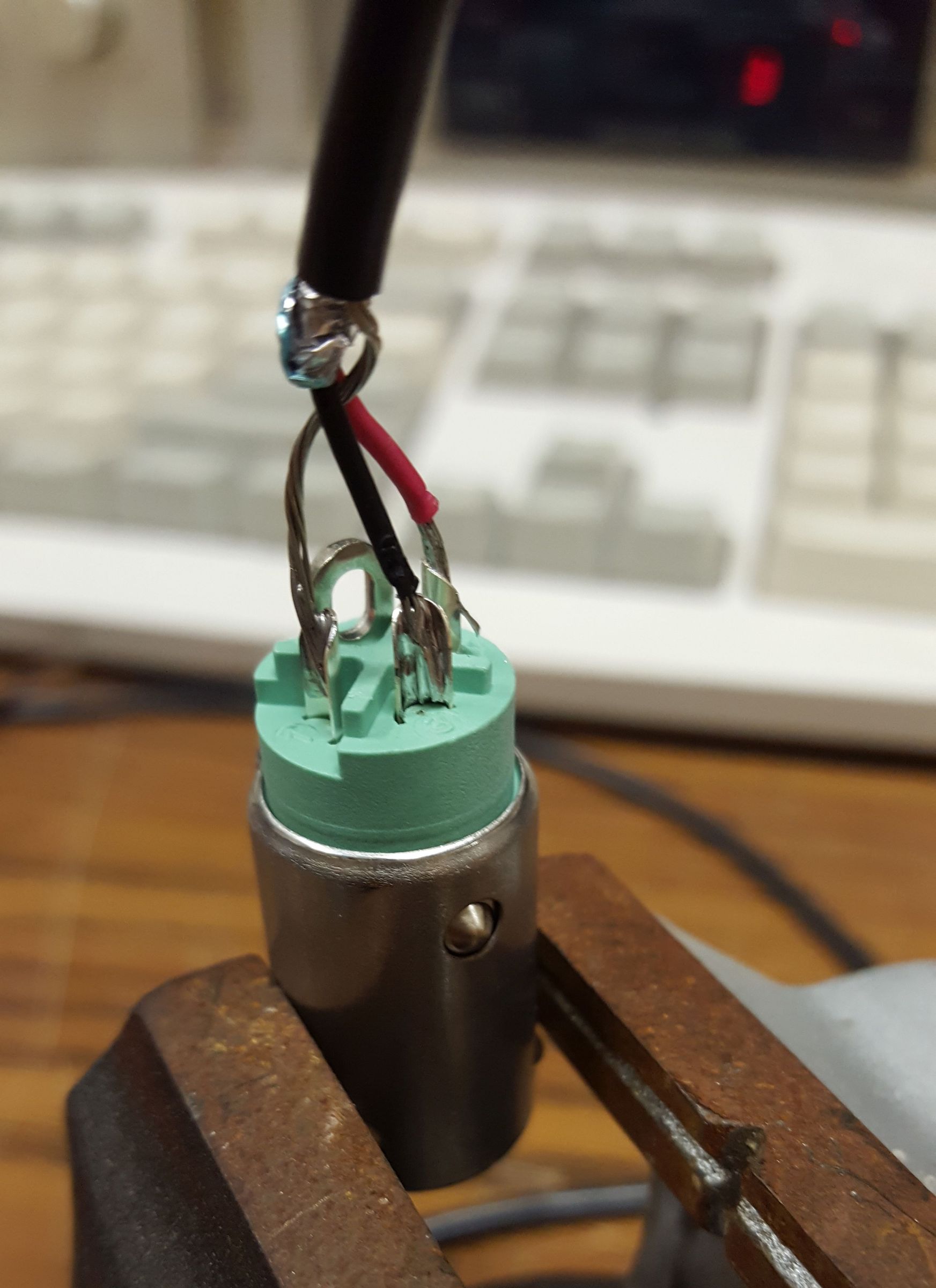 Sending Balanced Stereo XLR Outputs to Unbalanced Stereo TRS Input : 8 ...
