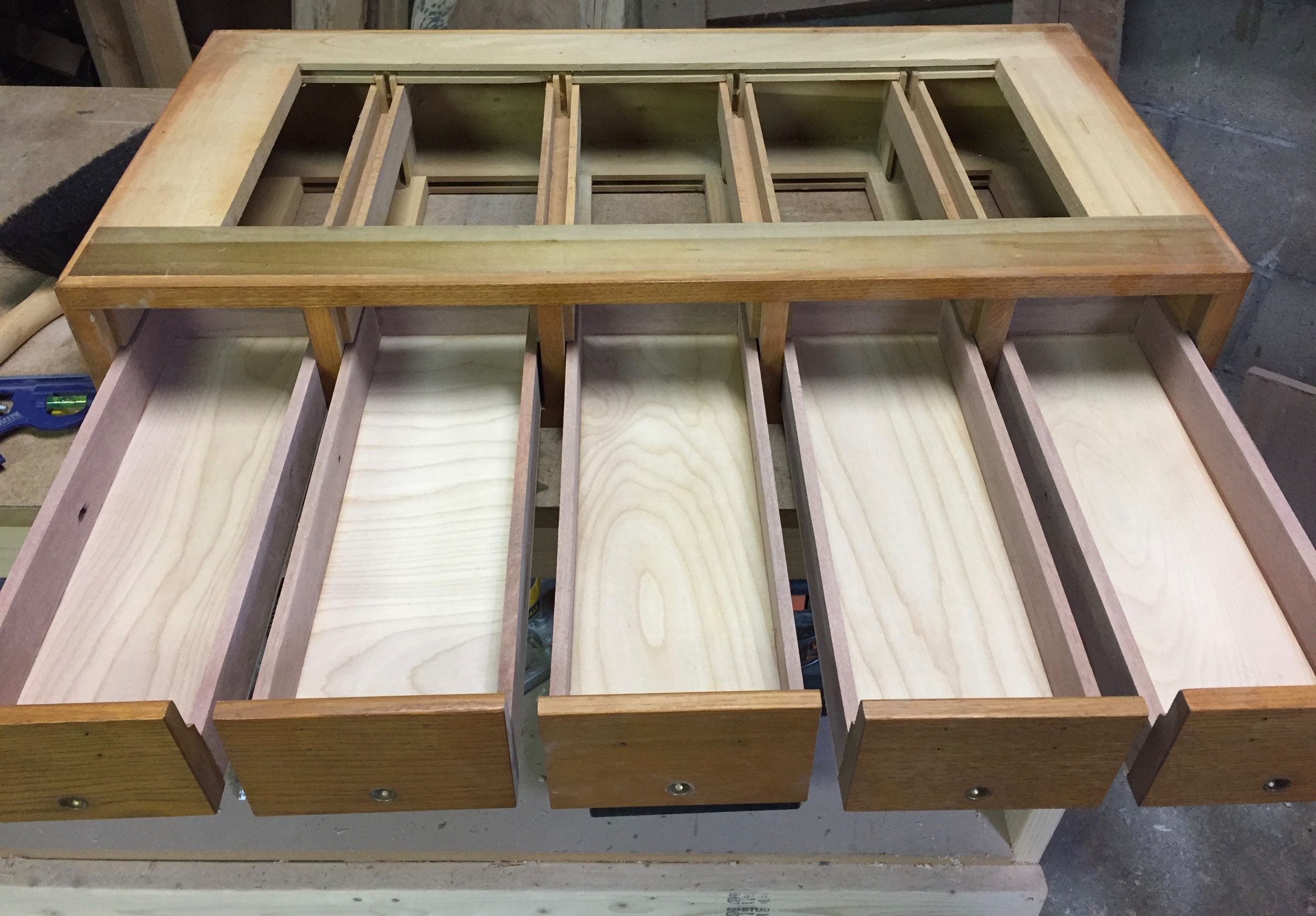 Reclaimed Librarian's Table : 6 Steps (with Pictures) - Instructables