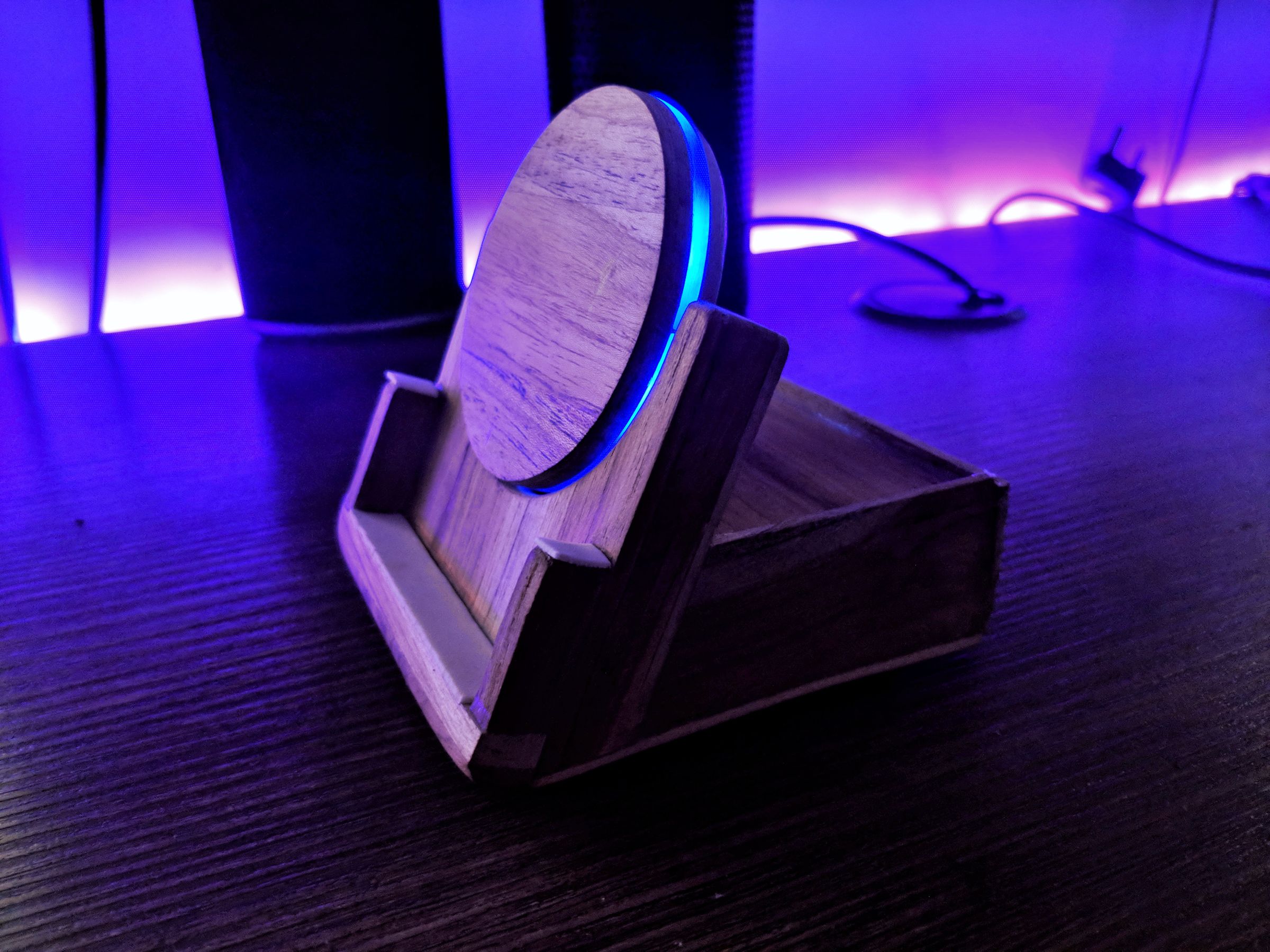 CUT THE CORD: DIY Qi WIRELESS CHARGING PAD AND STAND. : 26 Steps (with ...