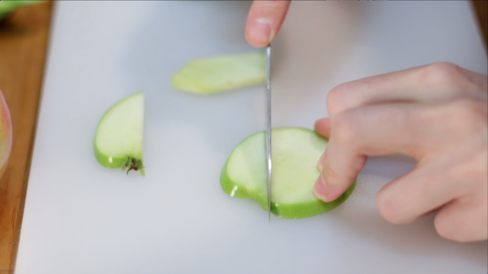 Edible Apple Swan : 9 Steps (with Pictures) - Instructables