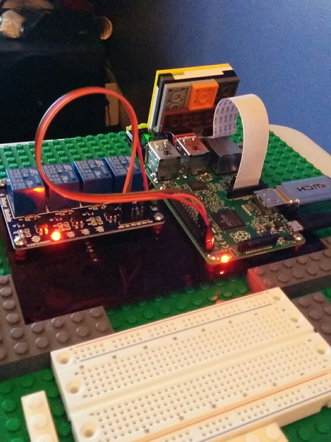 Raspberry Pi Garage Door Opener With Streaming Video of Door Status. : 9 Steps - Instructables