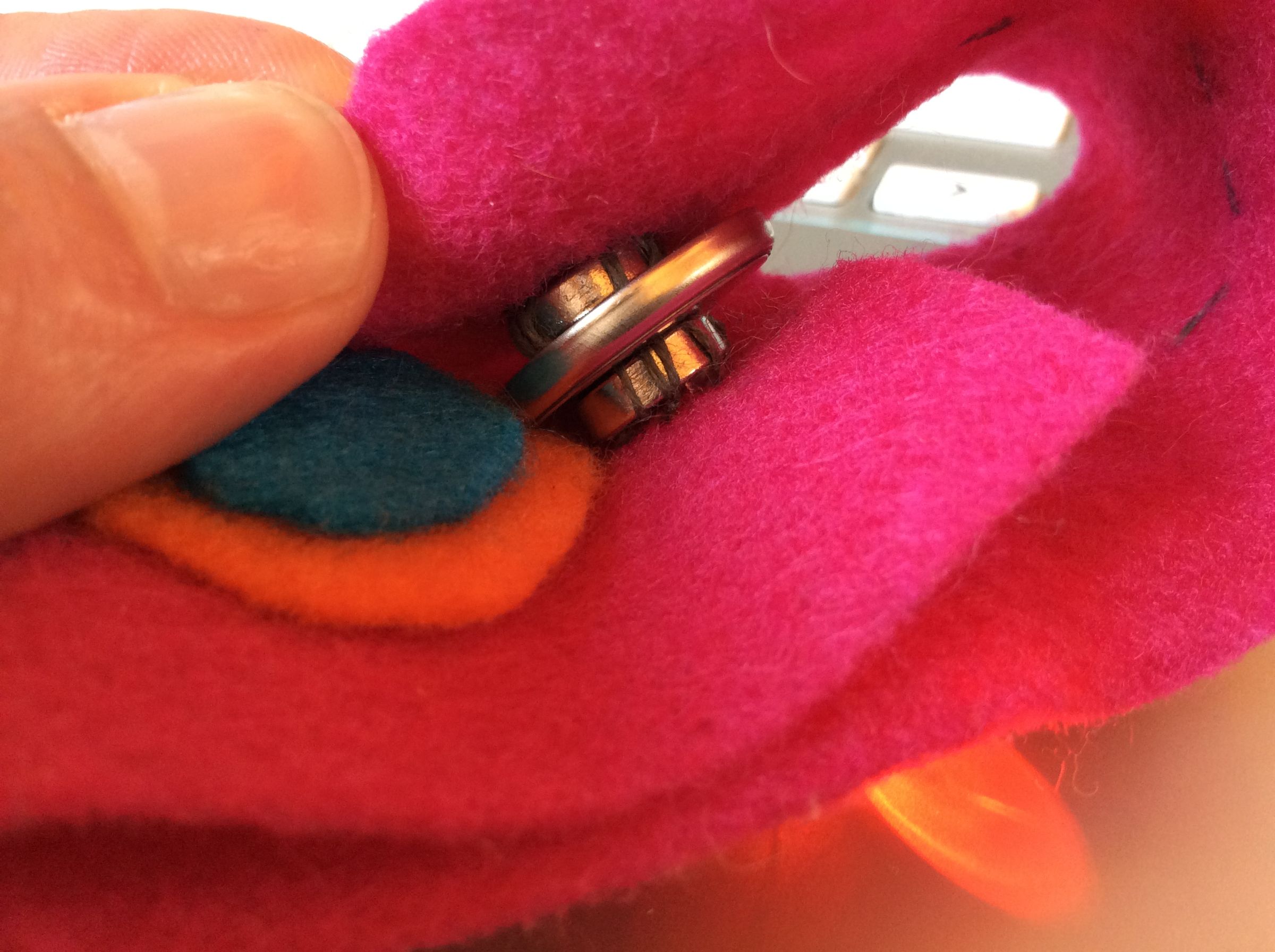 Light-up LED Cuff / Bracelet With Magnetic Switch (e-textile) : 12 ...