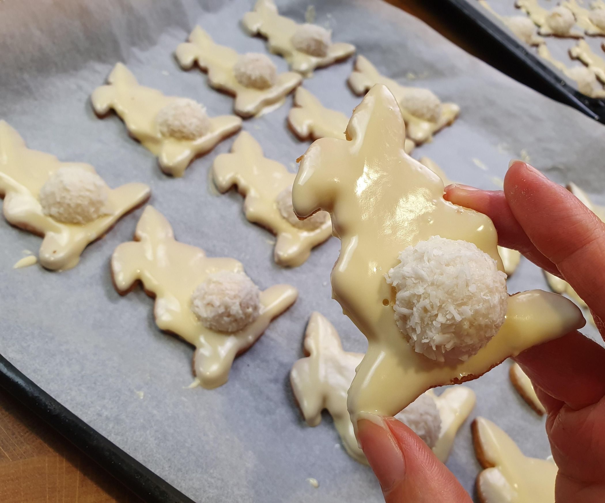 Cute Almond Cookies : 3 Steps (with Pictures) - Instructables