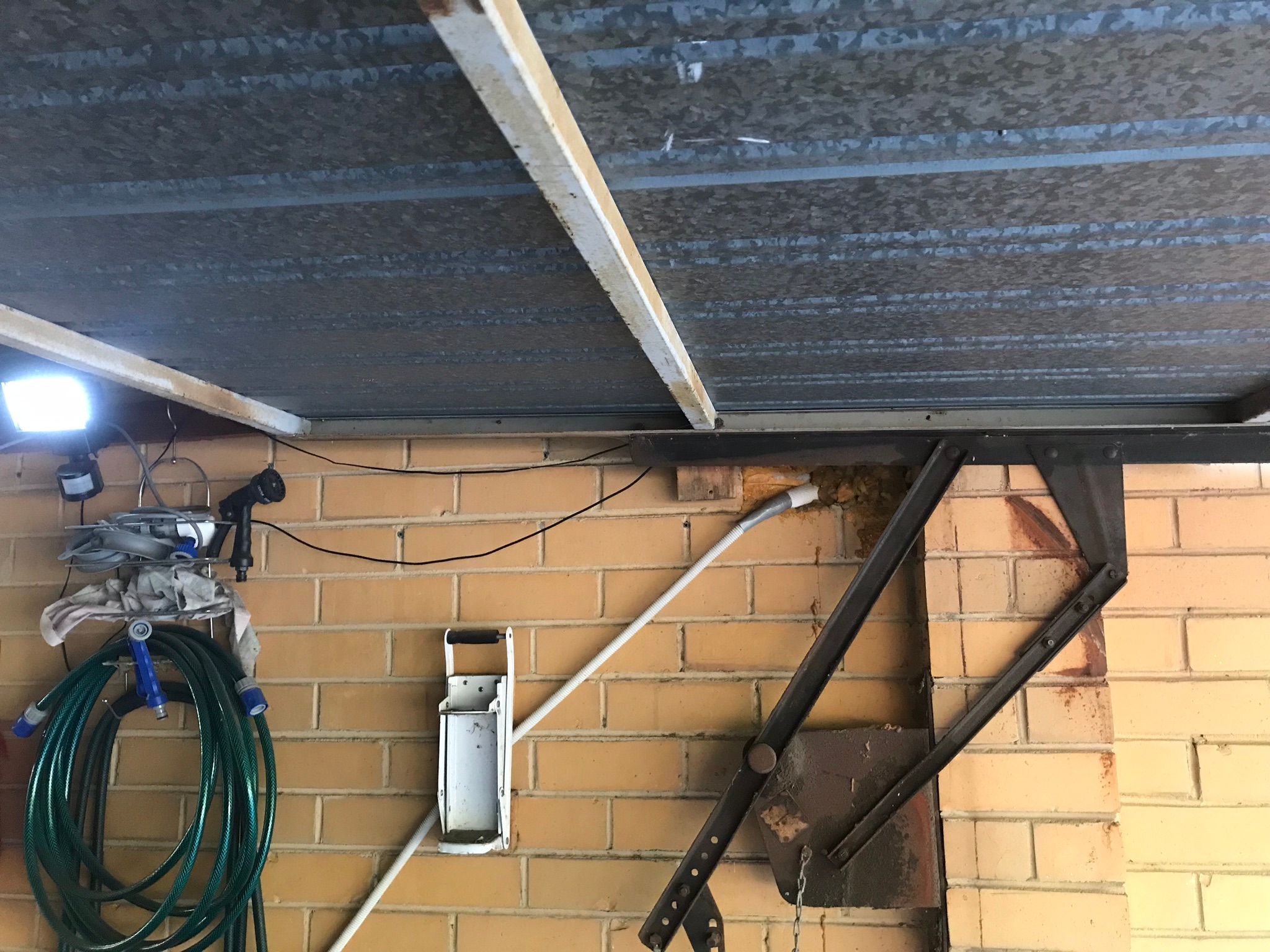 Arduino Garage Door Alarm With Blynk : 3 Steps - Instructables