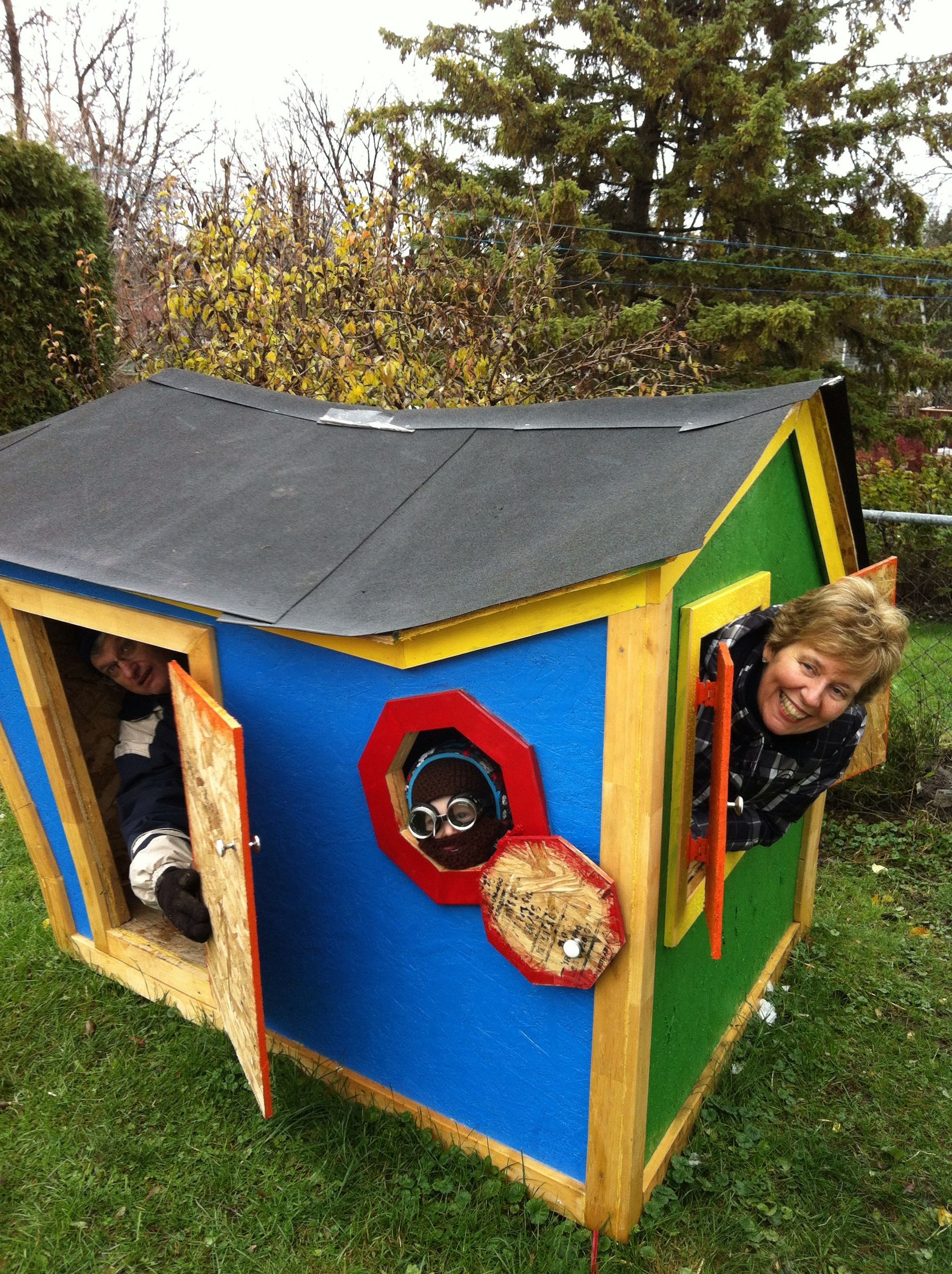 Wacky Playhouse : 10 Steps - Instructables
