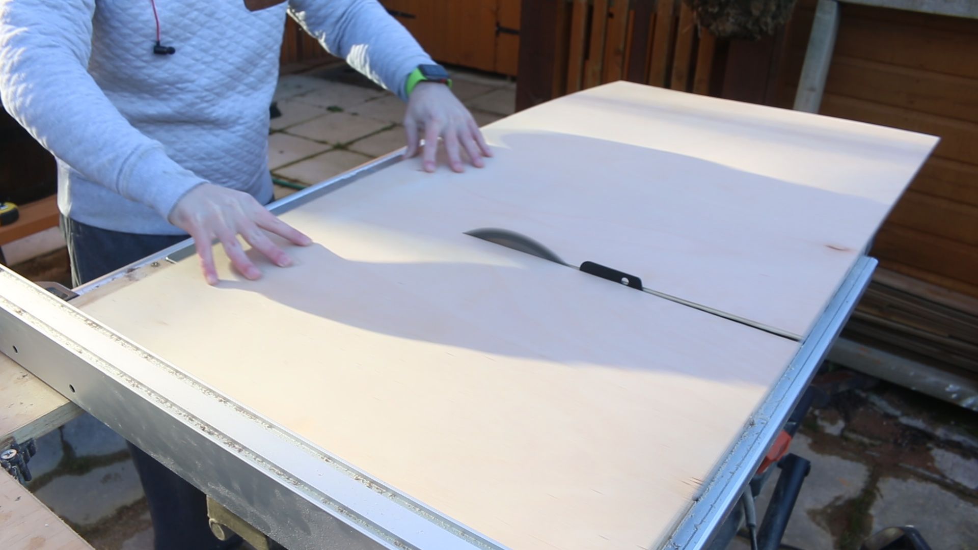 Simple DIY Mobile Tool Base : 3 Steps (with Pictures) - Instructables