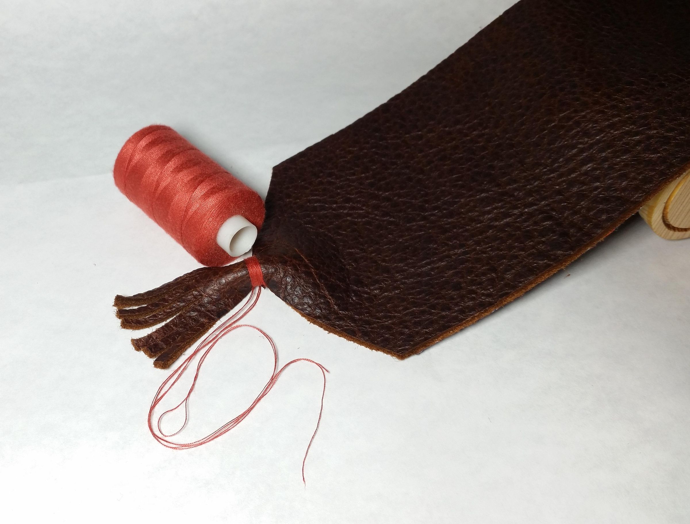 Make Your Own Leather and Wood Pouch : 9 Steps (with Pictures ...