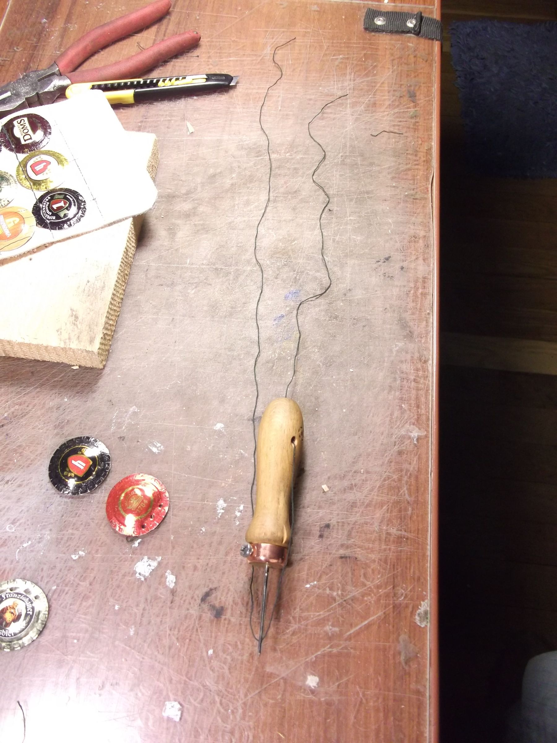 CapScale. Attaching Scales by Stitching : 7 Steps (with Pictures ...