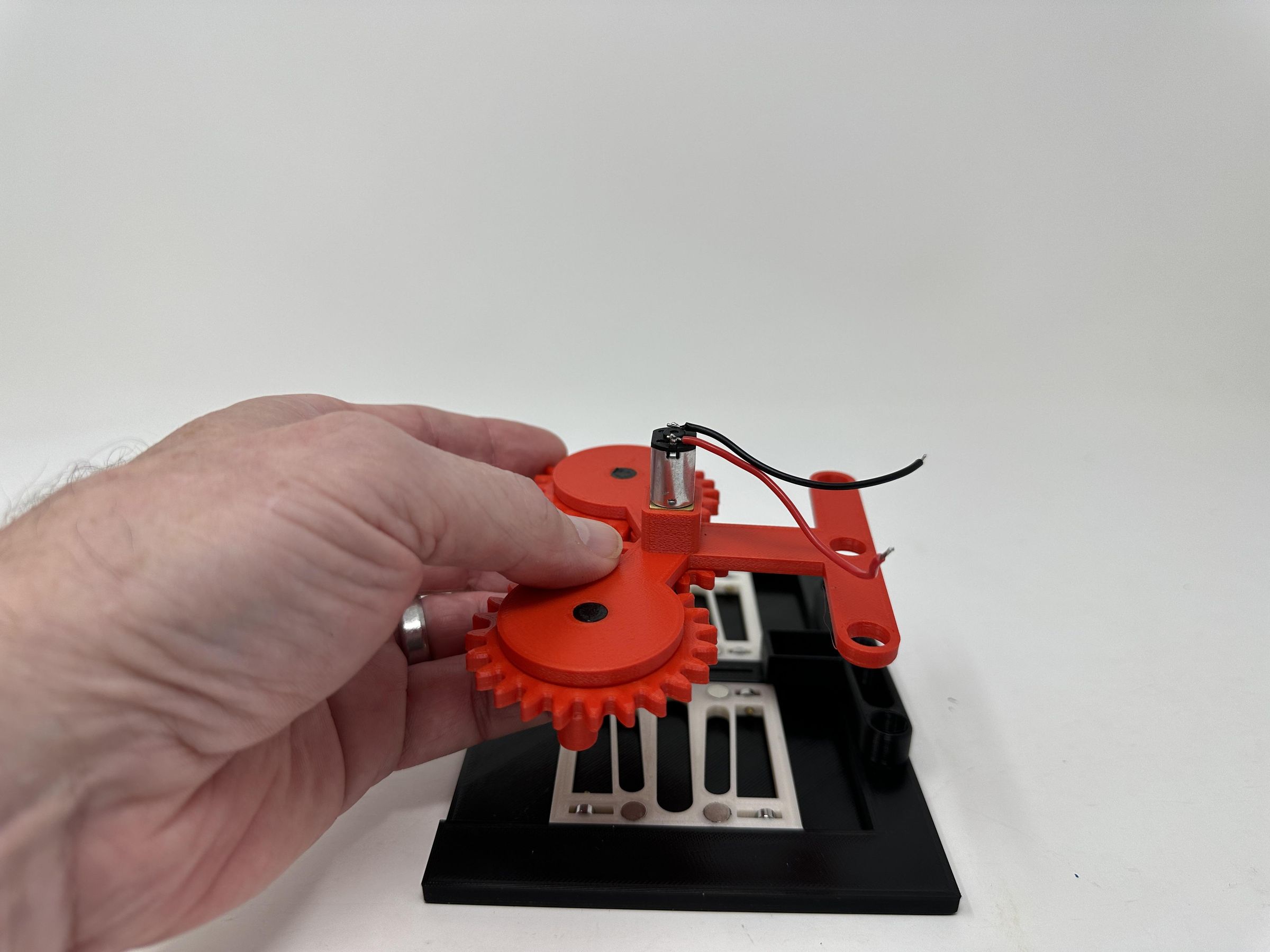 Marblevator, Floating Tracks. : 6 Steps - Instructables