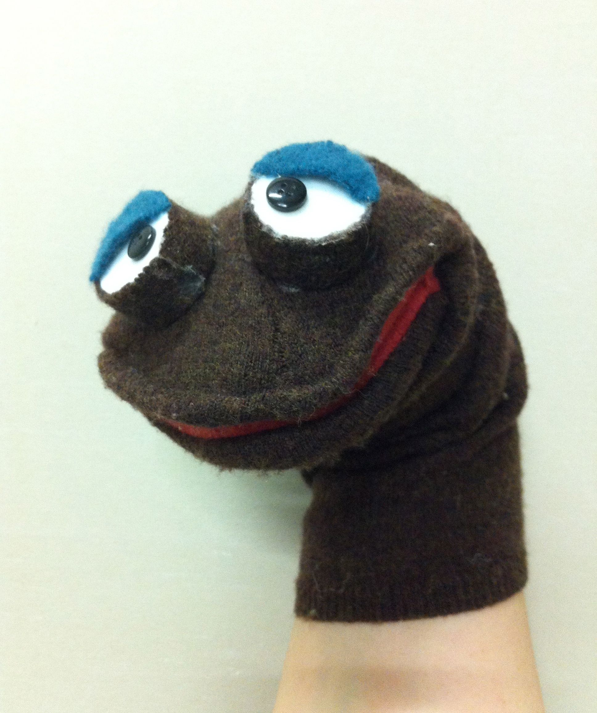 Simple Sweater Puppet : 6 Steps - Instructables