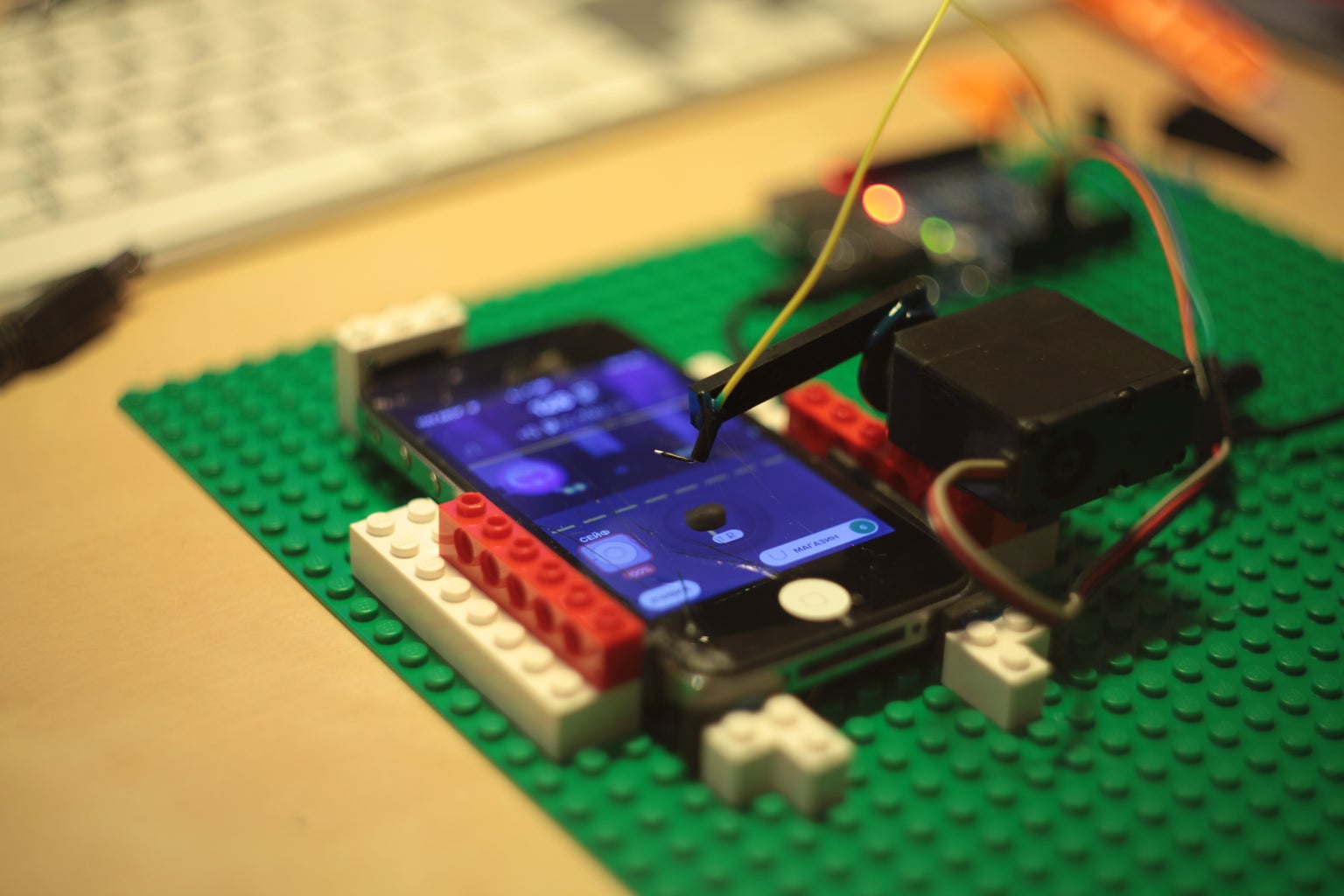 Clicker Cheater For Iphone Arduino From The Cucumber Clicker Maker 8 Steps With Pictures