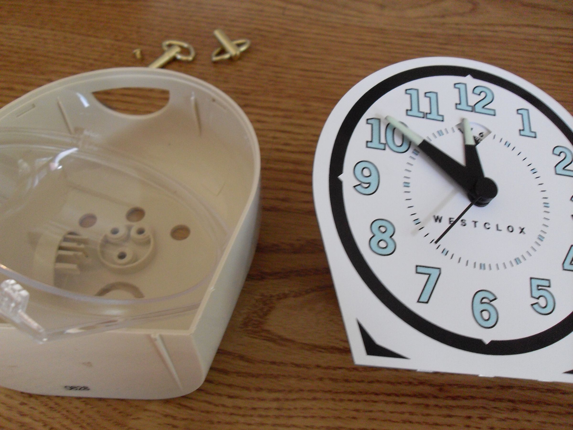 Socially Confused Clock : 6 Steps (with Pictures) - Instructables