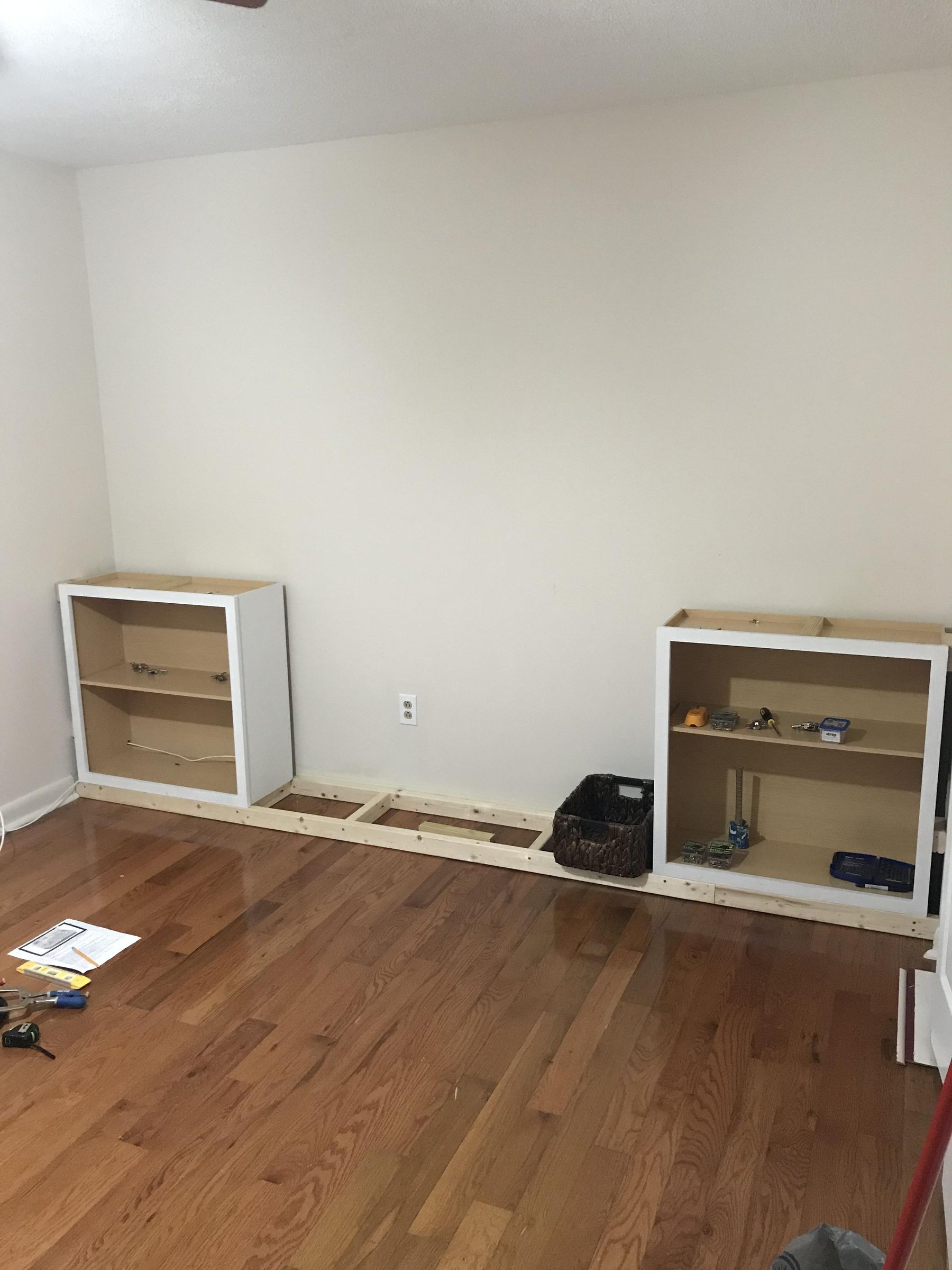 DIY Built-in Bookcase : 6 Steps (with Pictures) - Instructables