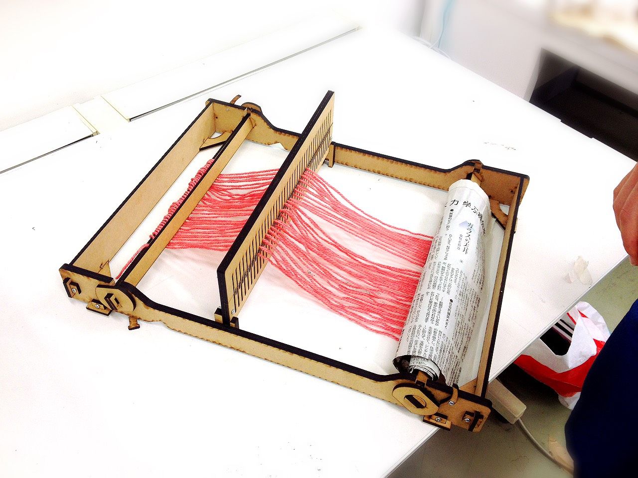 Tabletop Weaving : 7 Steps (with Pictures) - Instructables