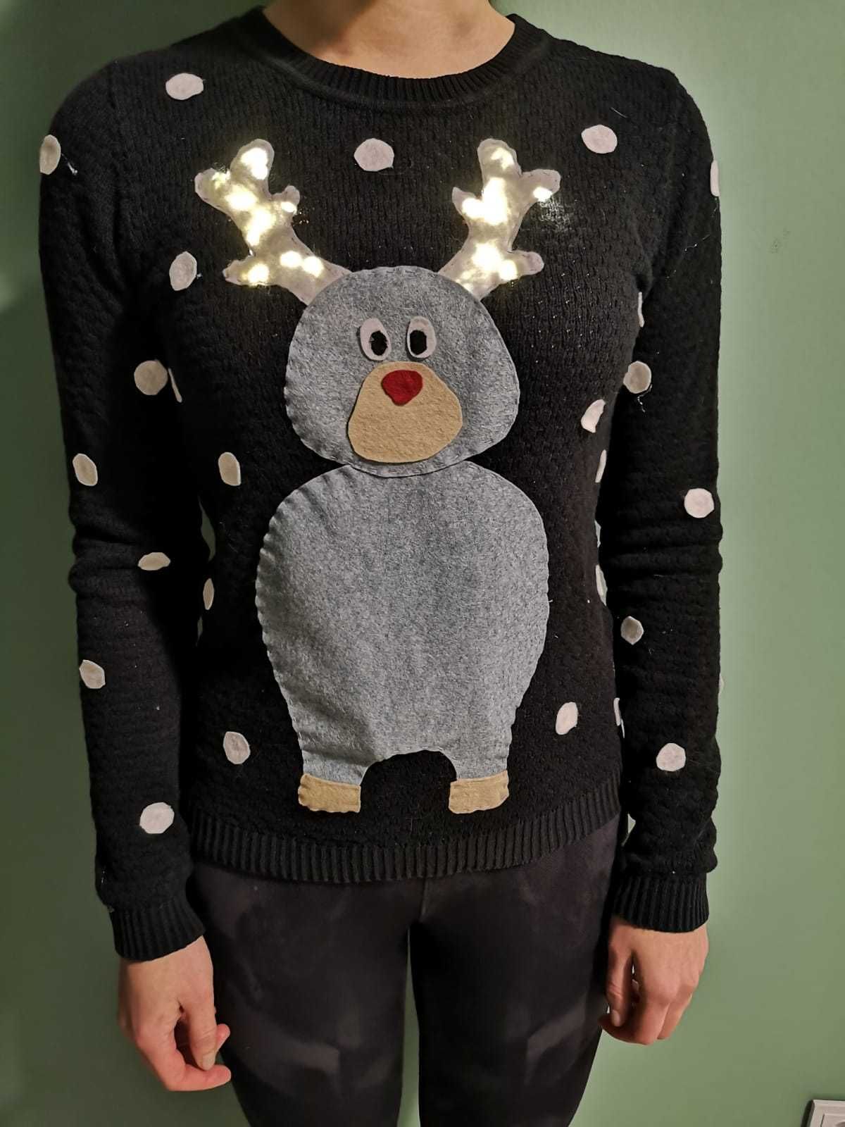 'Look Inside the Reindeer' Sweater : 7 Steps (with Pictures ...