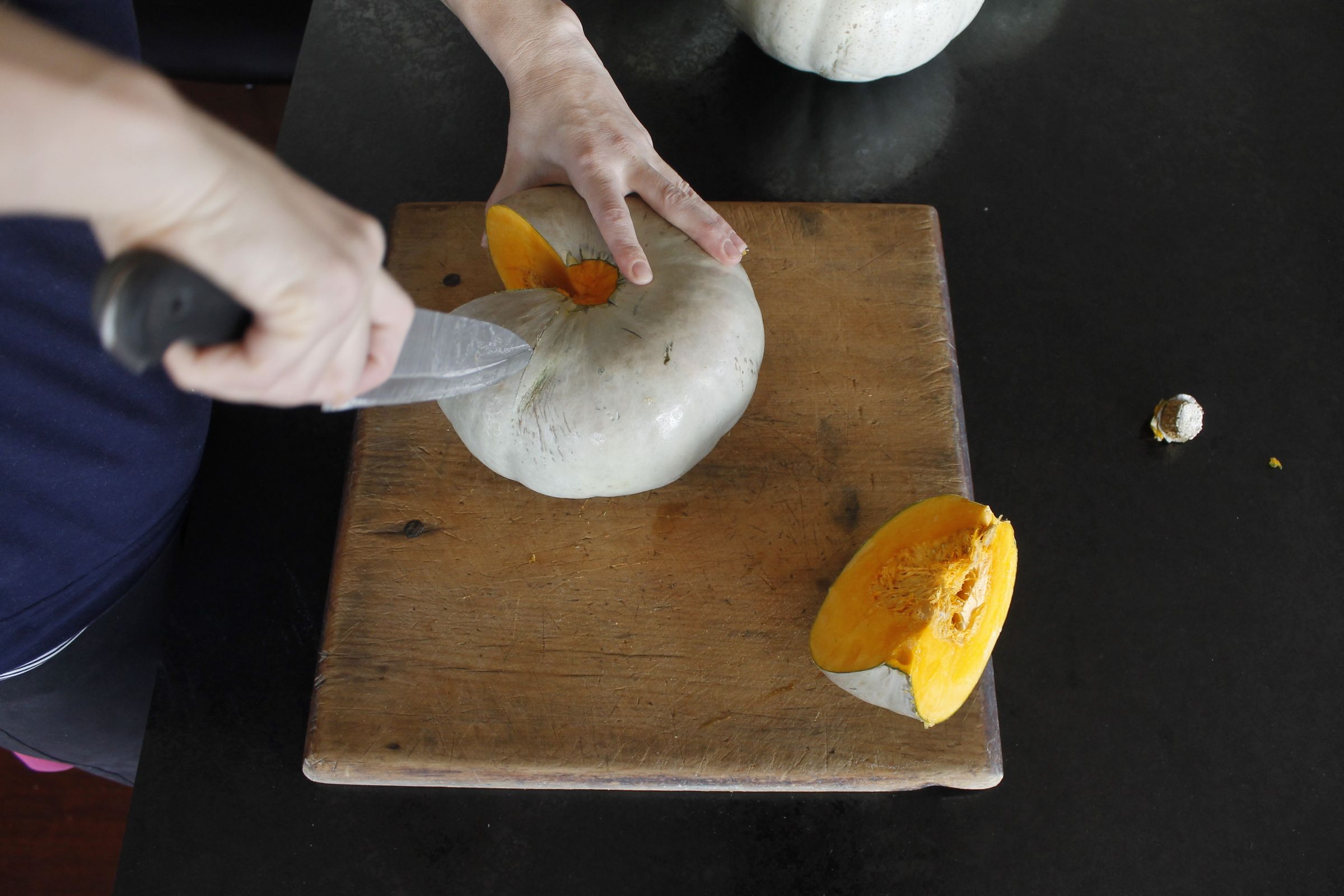 How to Cut a Pumpkin : 7 Steps (with Pictures) - Instructables