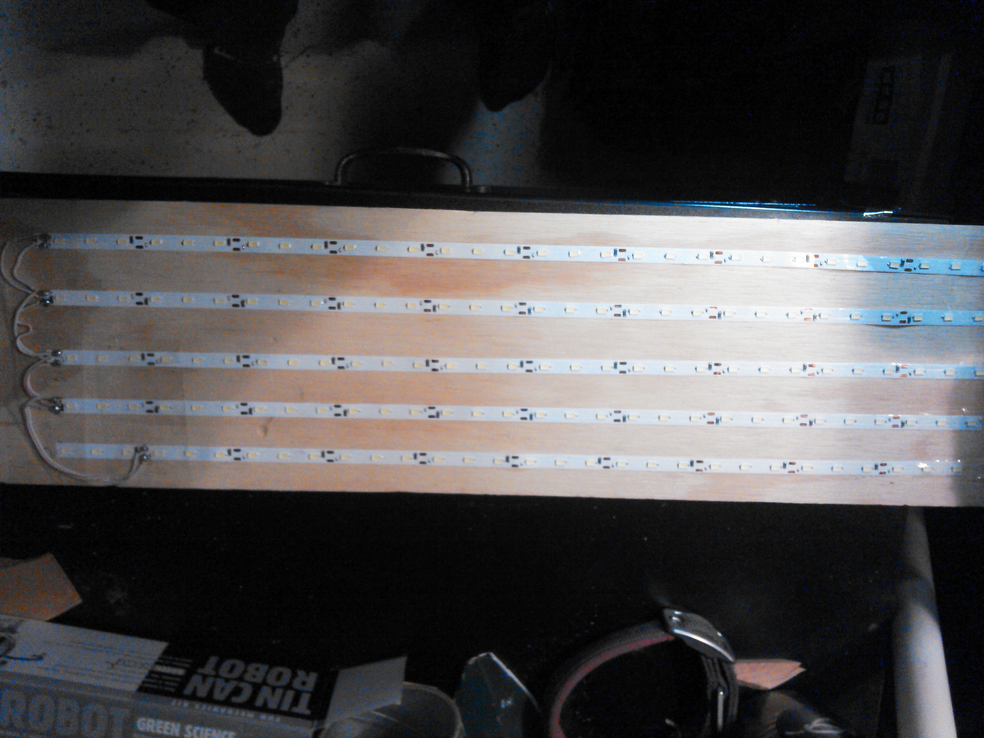 LED Desk or Workbench Light : 4 Steps (with Pictures) - Instructables
