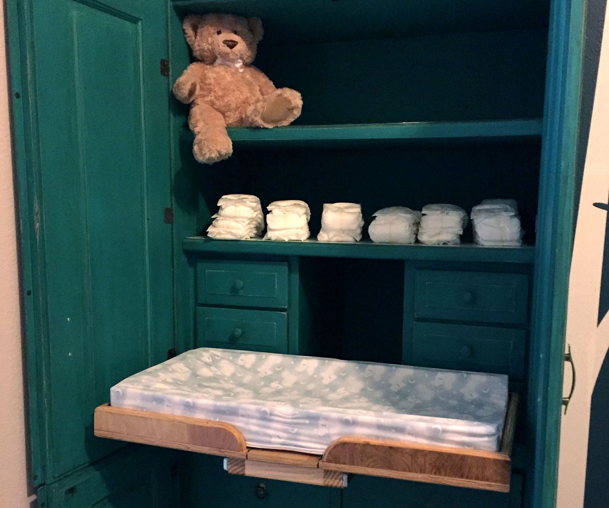 Hideaway Baby Changing Table : 5 Steps (with Pictures) - Instructables