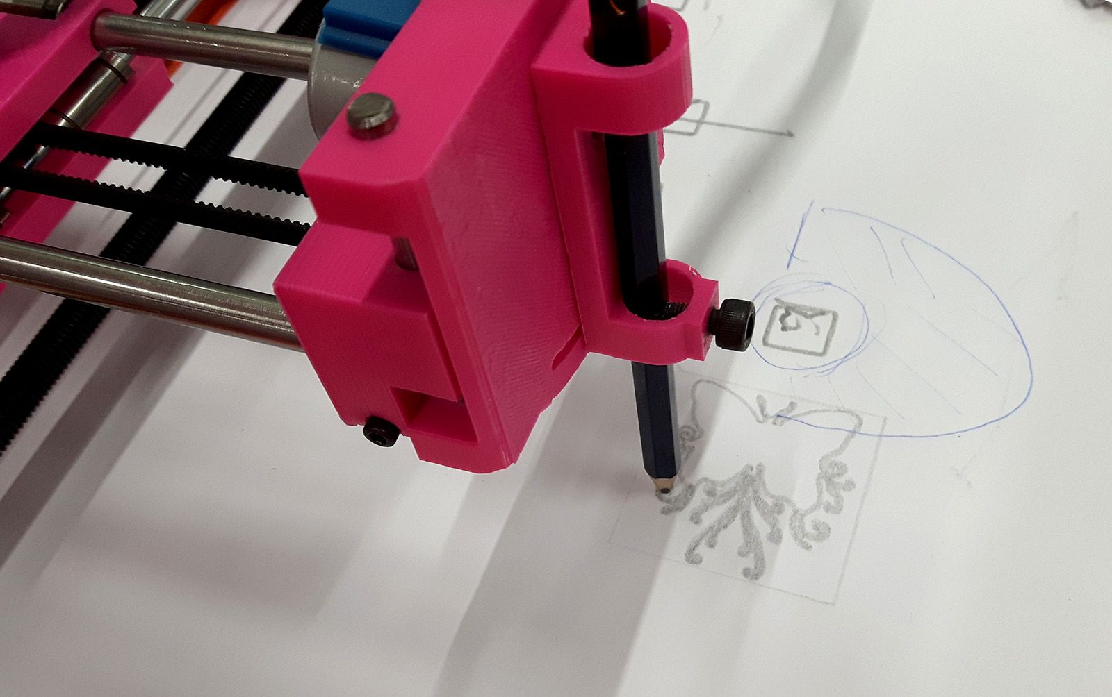 Build Your Own Drawing Machine : 6 Steps - Instructables