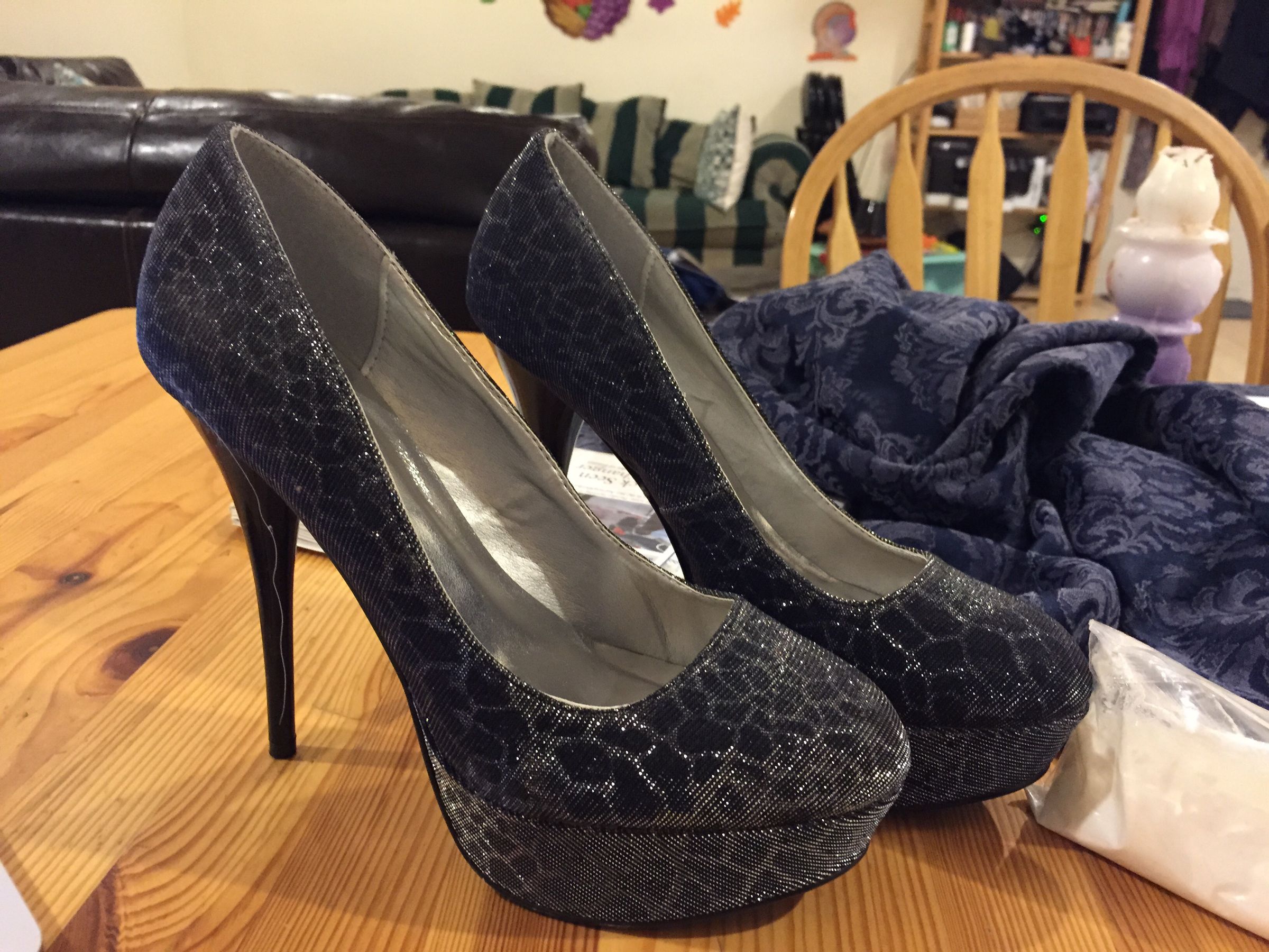 Light Up Glitter Heels : 9 Steps (with Pictures) - Instructables