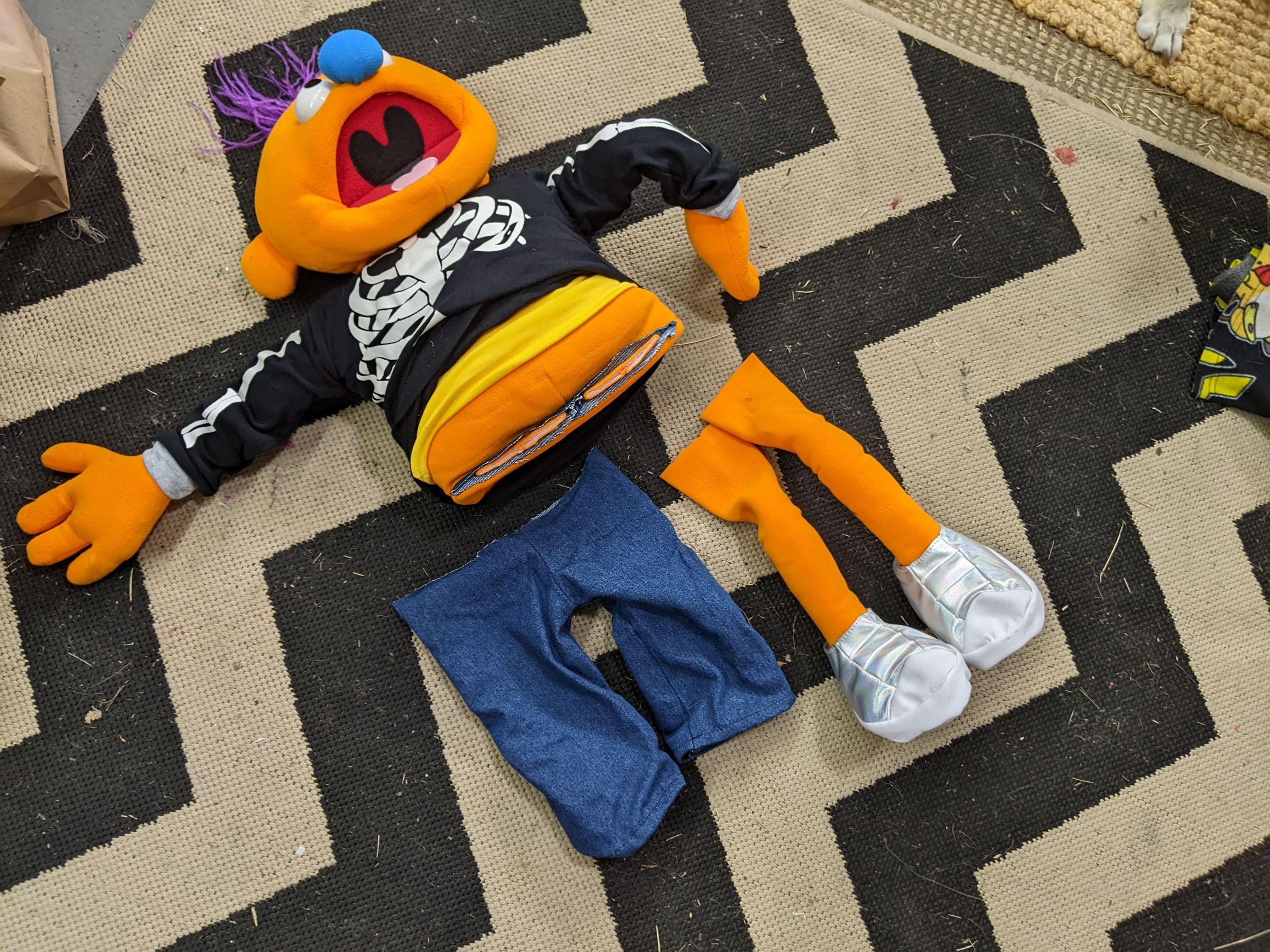 Remote Controlled Tricycle-Riding Puppet : 9 Steps (with Pictures ...