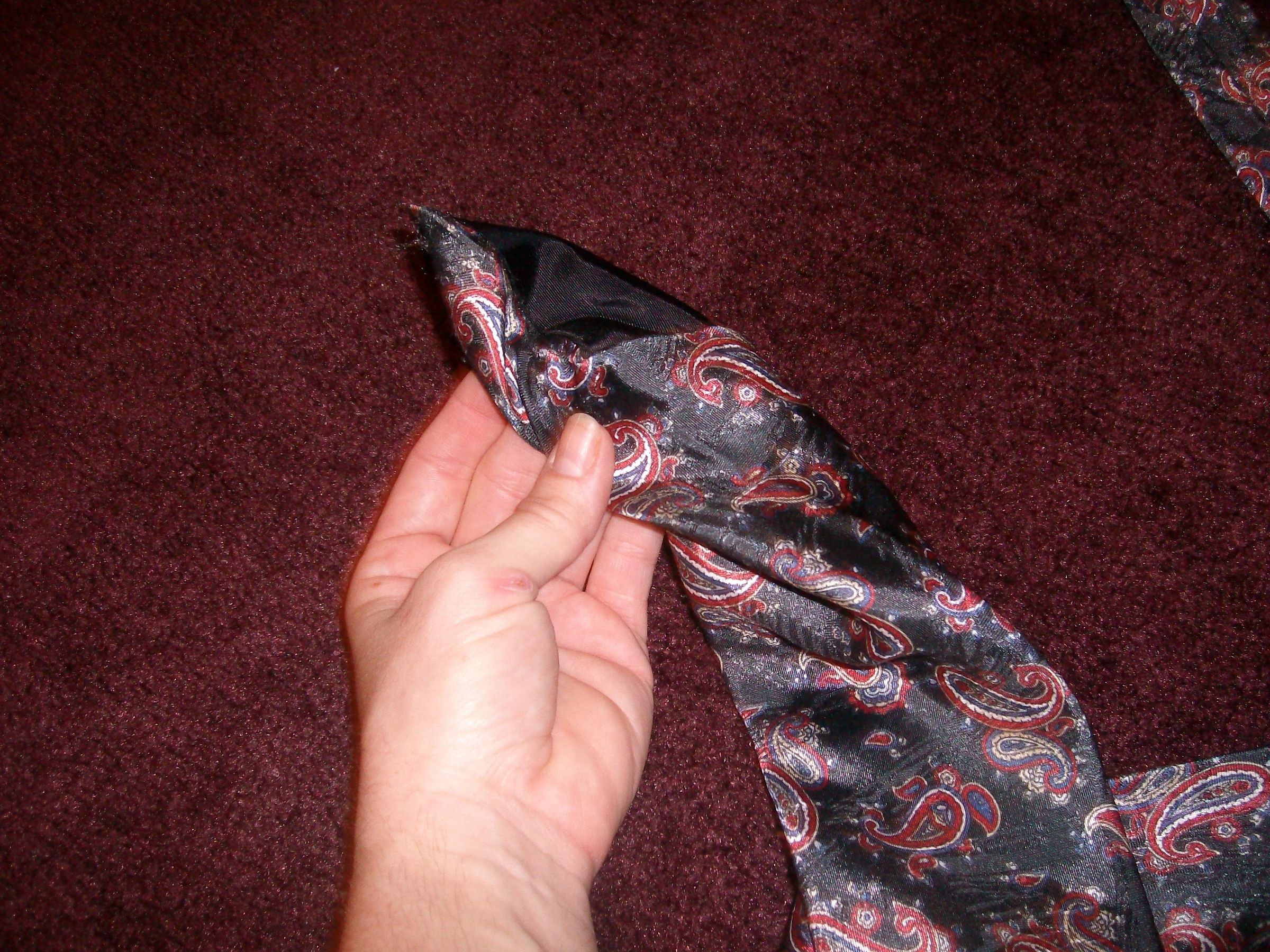 Neck Tie Snake : 6 Steps - Instructables