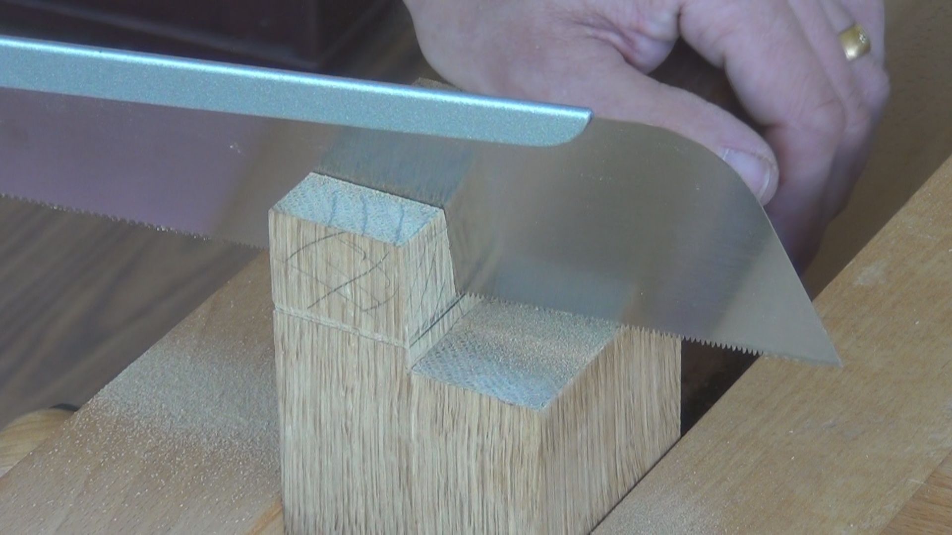Cut a Stepped Dovetail Splice (Koshikake Aritsugi) : 7 Steps (with ...