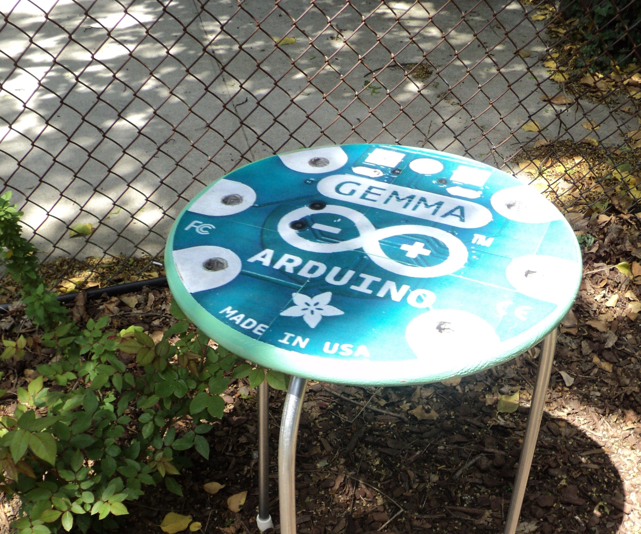 Giant Arduino GEMMA Side Table : 5 Steps (with Pictures) - Instructables
