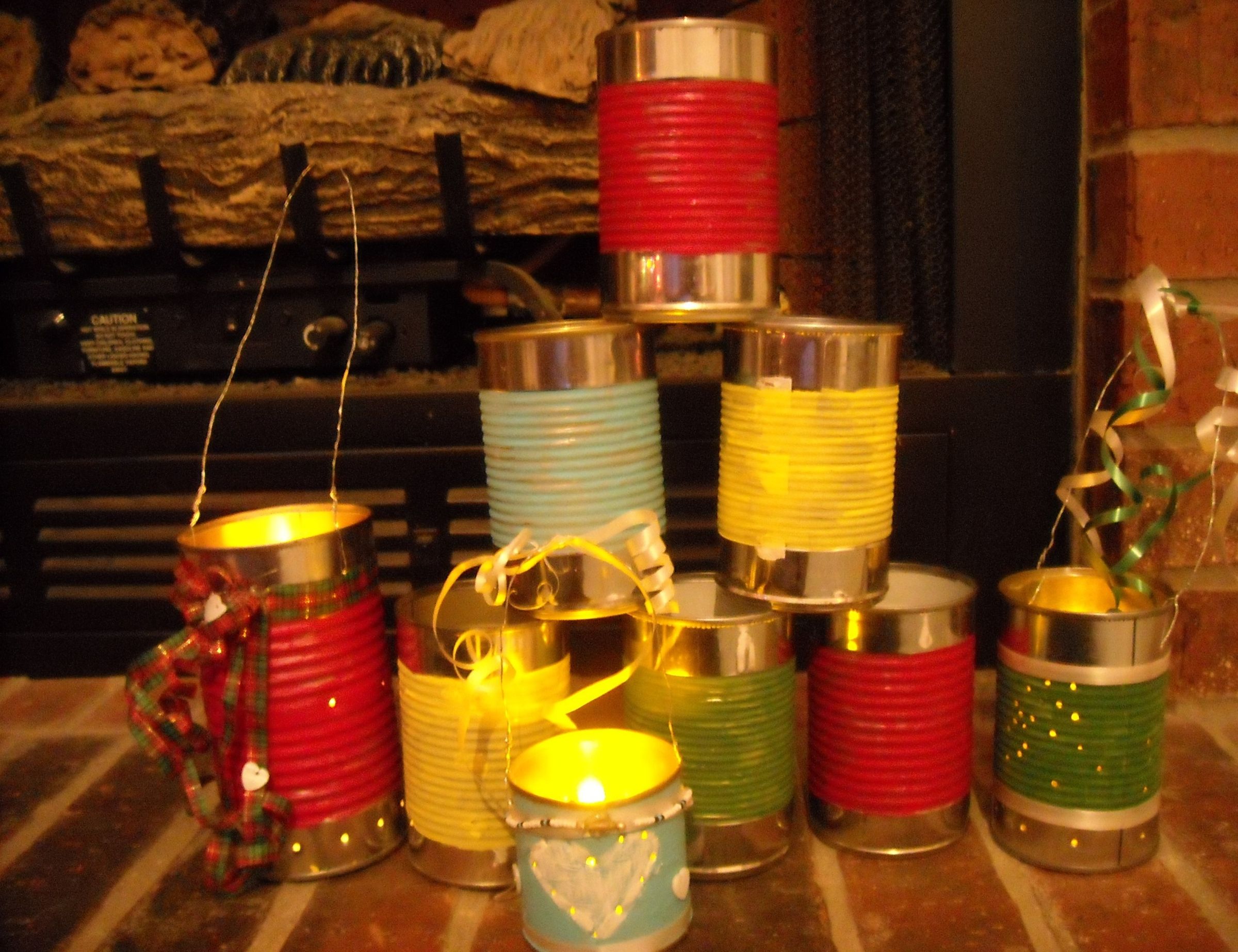Christmas Pails/Lanterns/Gift Cans (Recycle) : 3 Steps - Instructables