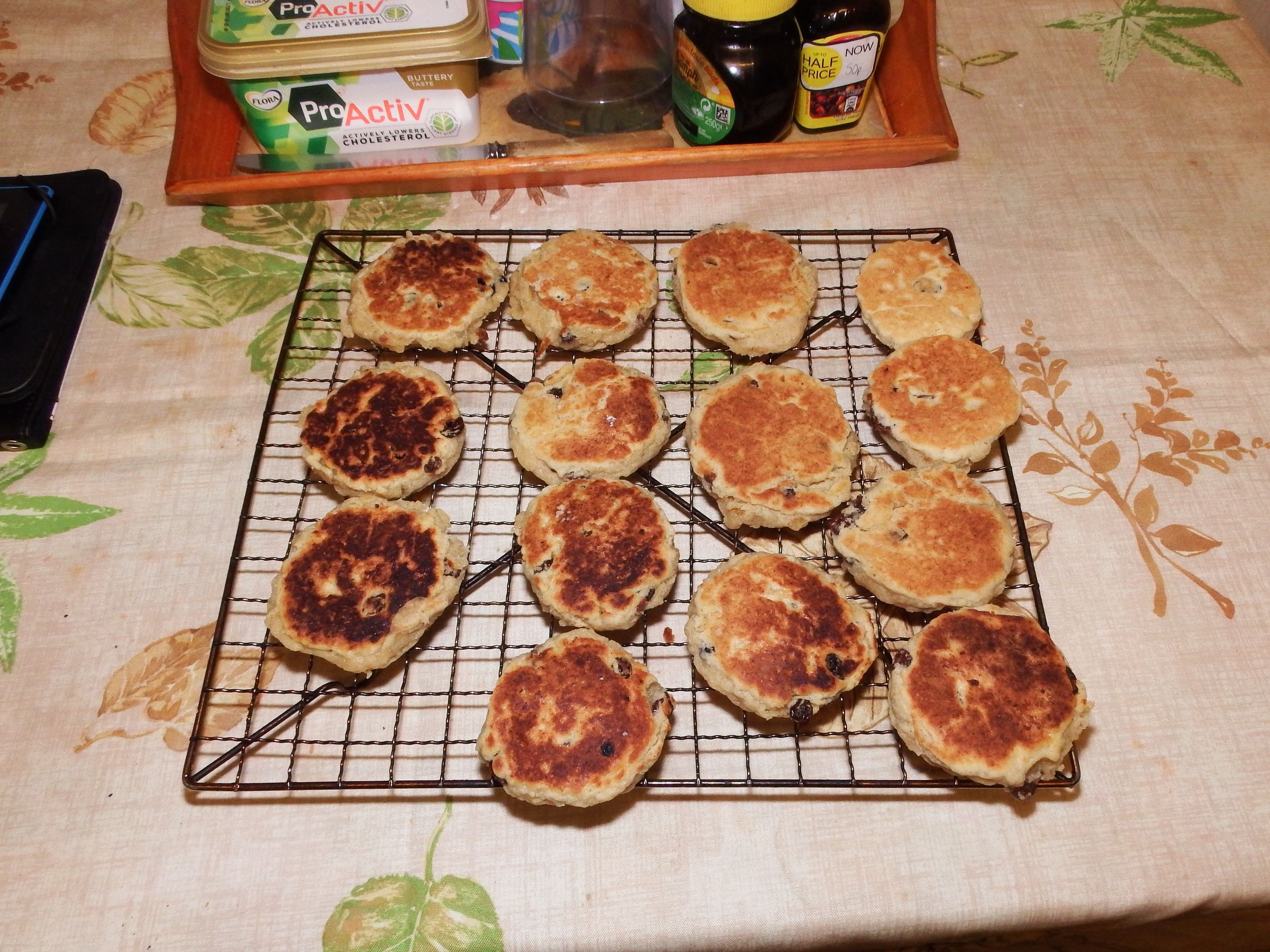 Welsh Cakes : 4 Steps (with Pictures) - Instructables