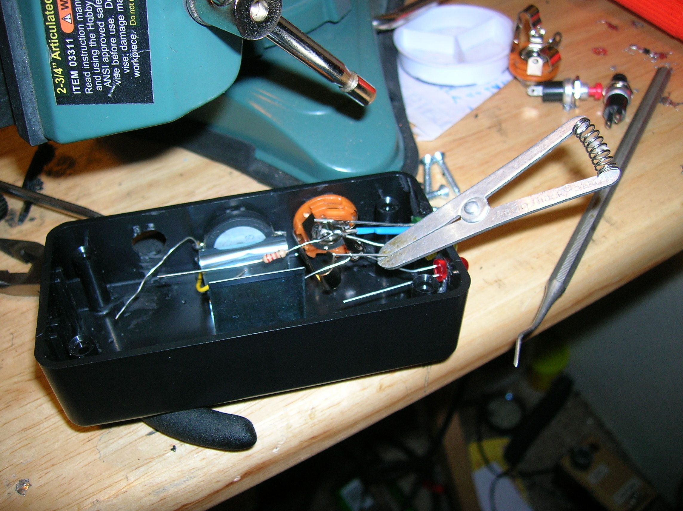 DIY Guitar Cable Tester : 4 Steps - Instructables