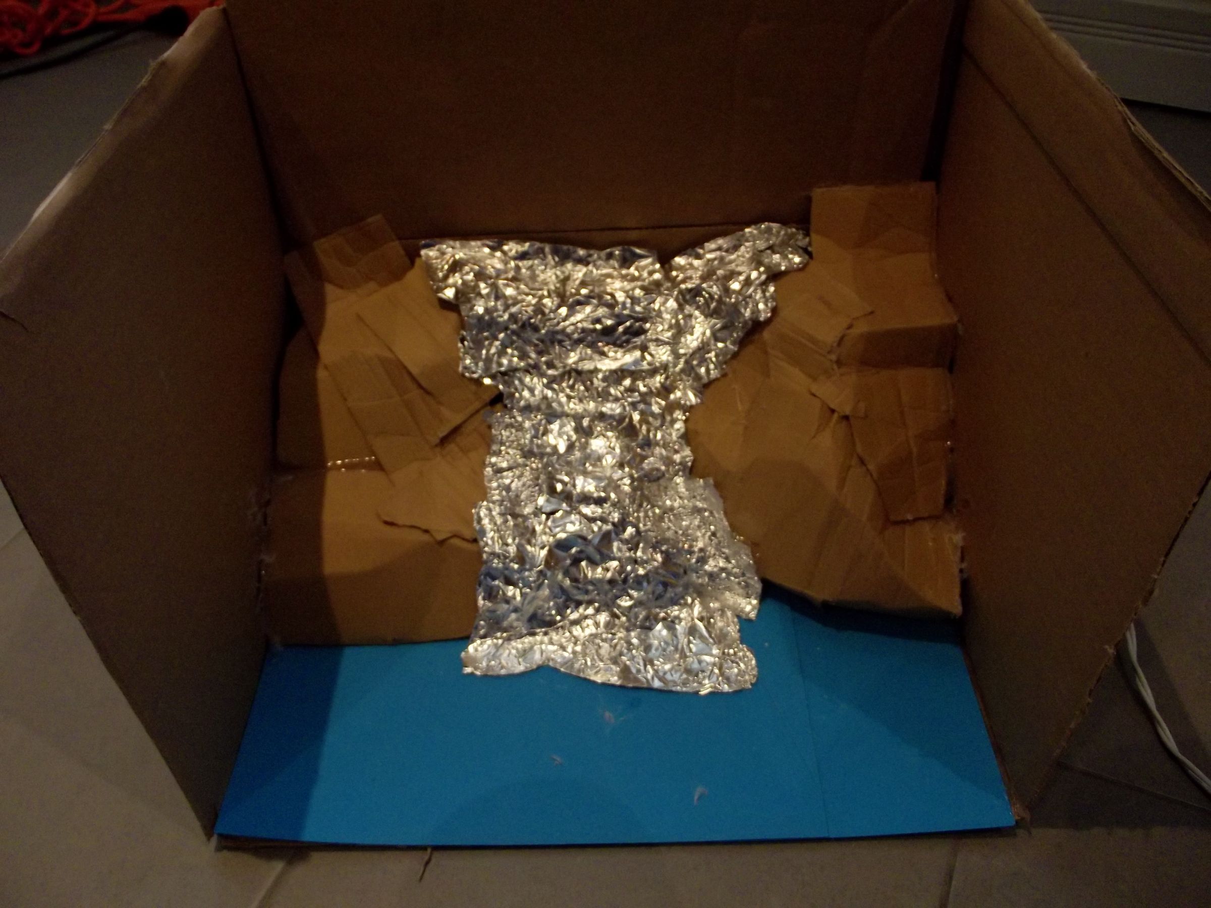 Cardboard Waterfall Diorama : 13 Steps - Instructables
