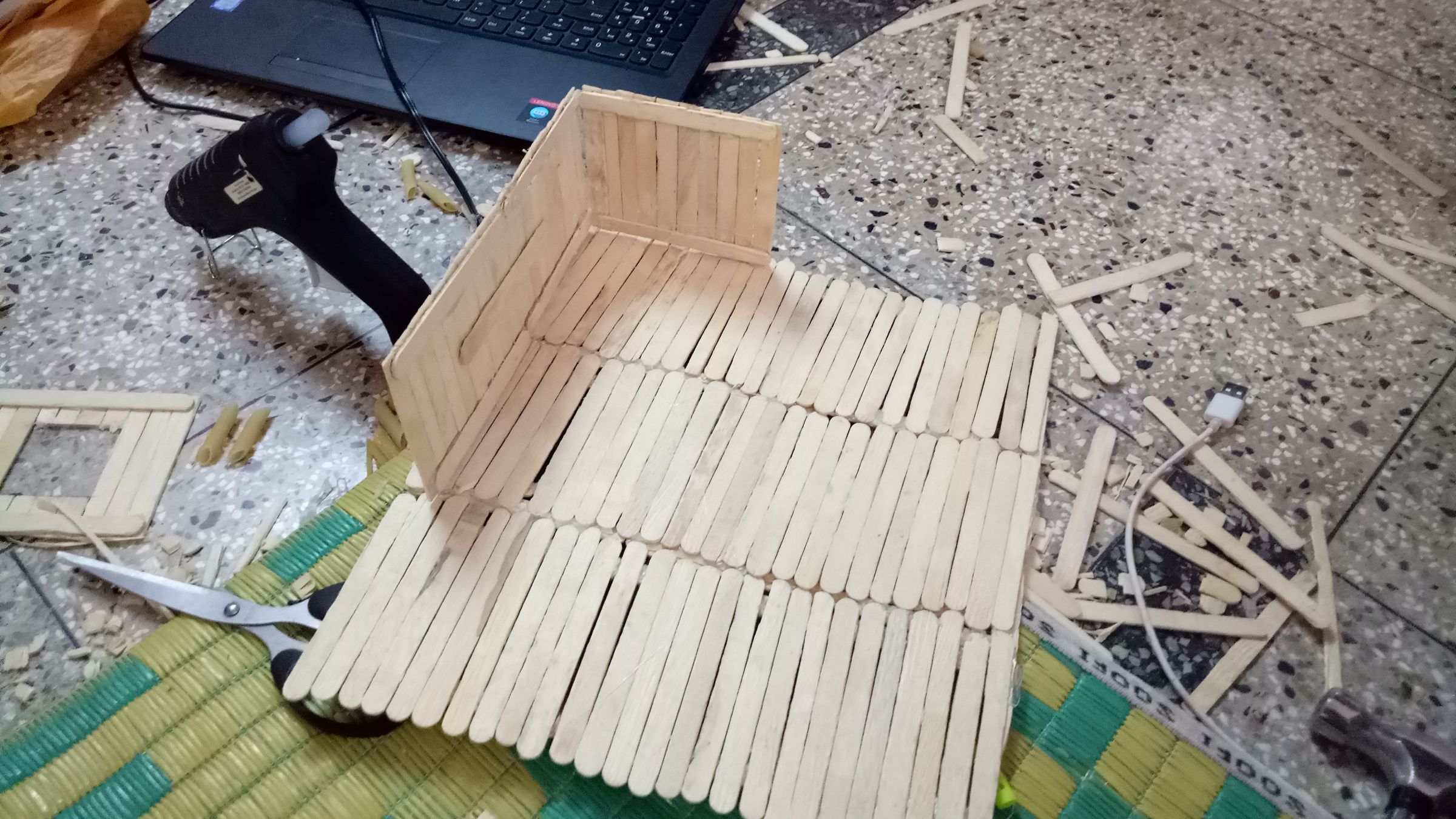 ICECREAM STICK HOME : 7 Steps - Instructables